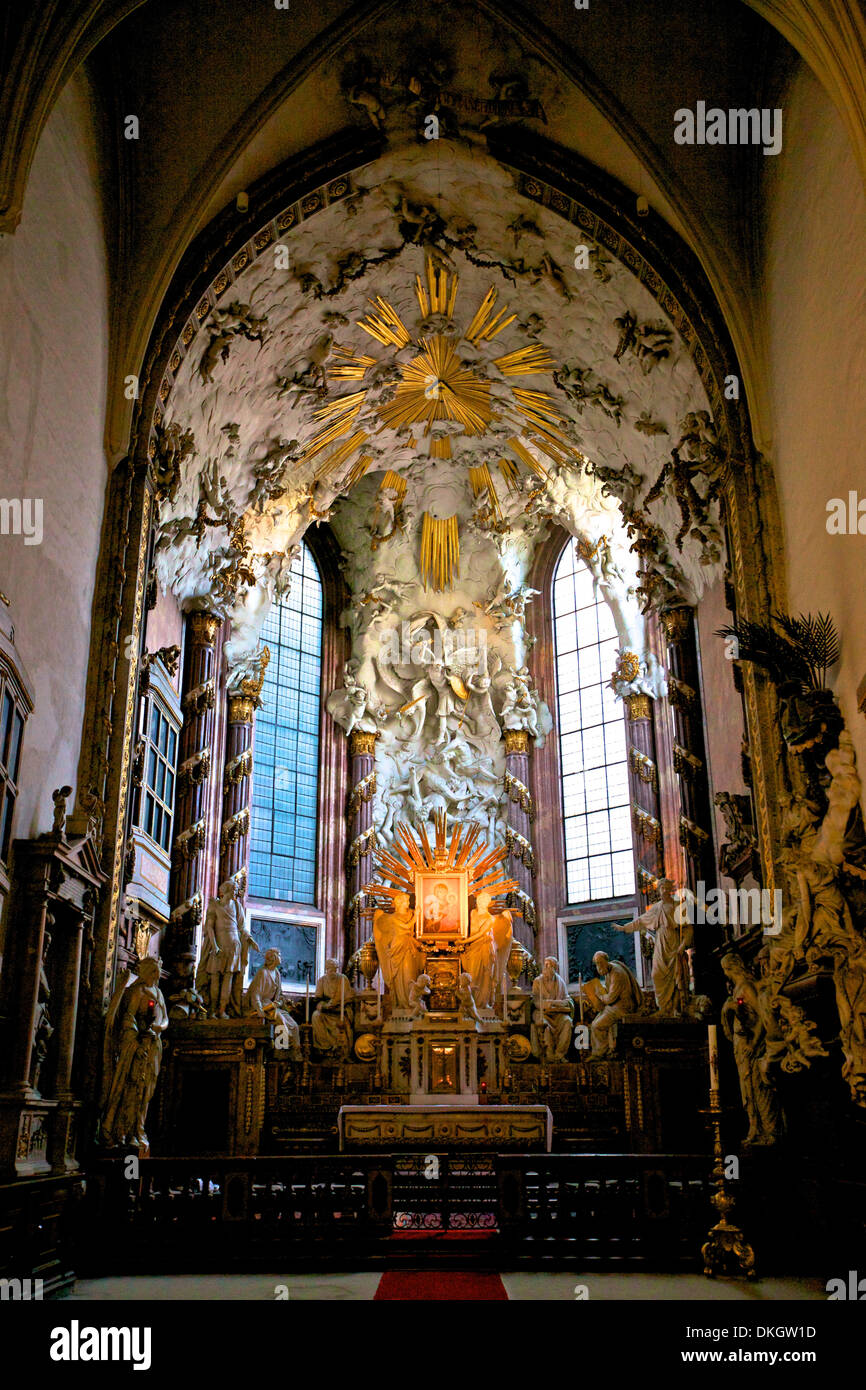 St Michael's Crypt High Resolution Stock Photography and Images - Alamy