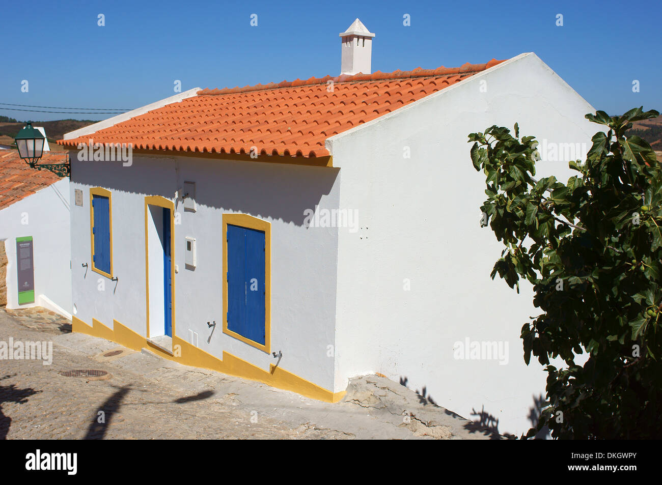 Picturesque old algarvian house Algarve Portugal Stock Photo - Alamy