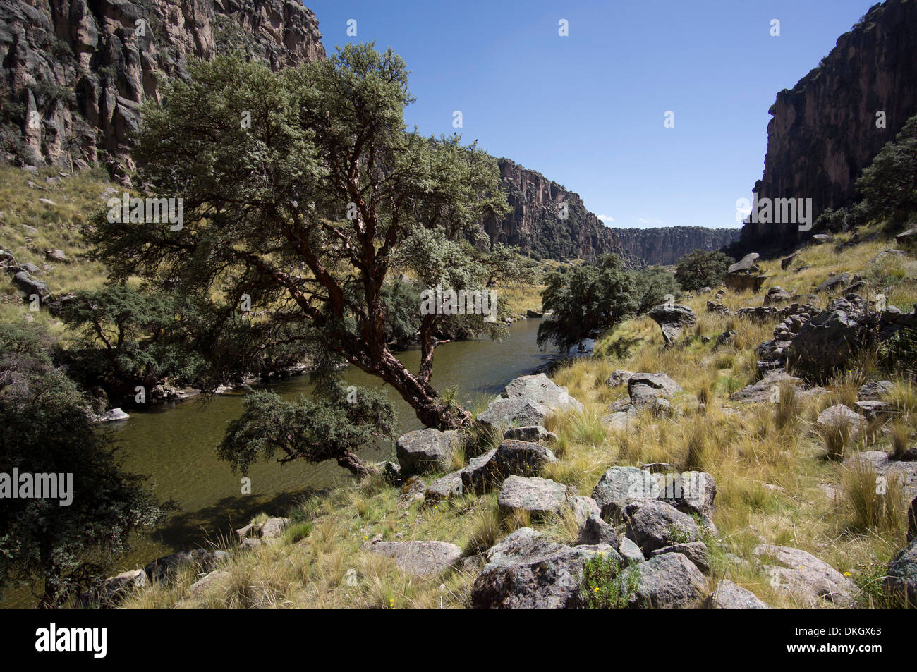 Apurimac river peru hi-res stock photography and images - Alamy