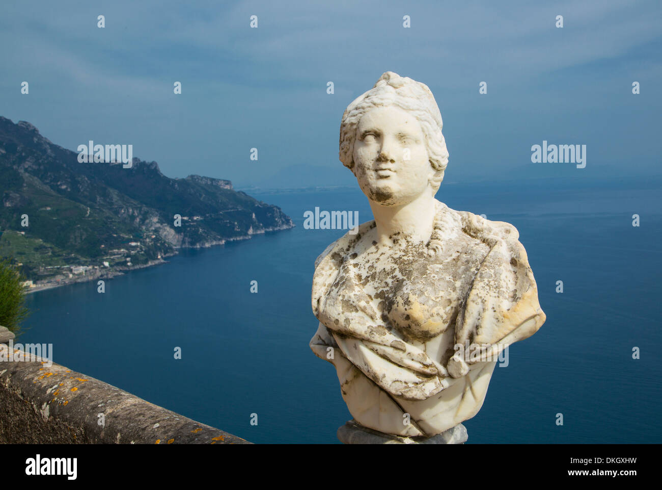 Statue on the Infinity Terrace, Villa Cimbrone, Ravello, Amalfi Coast ...