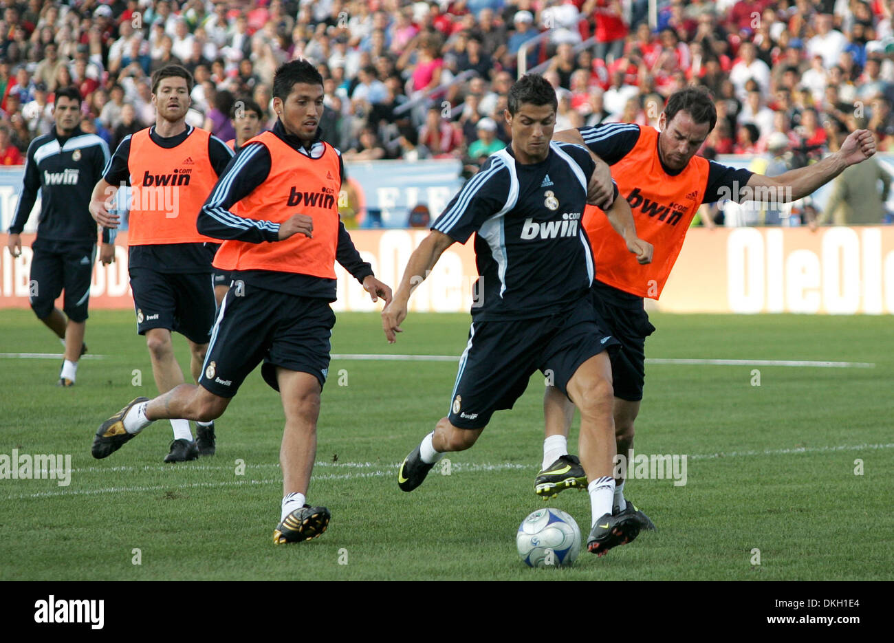 Christiano ronaldo real madrid shot hi-res stock photography and images ...