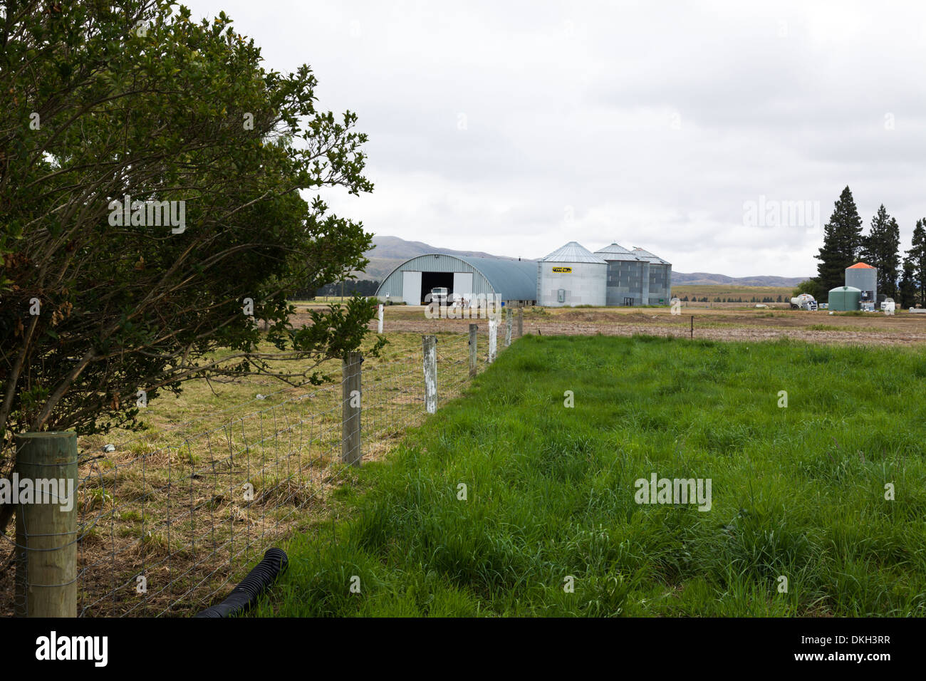 Rural south island hi-res stock photography and images - Alamy