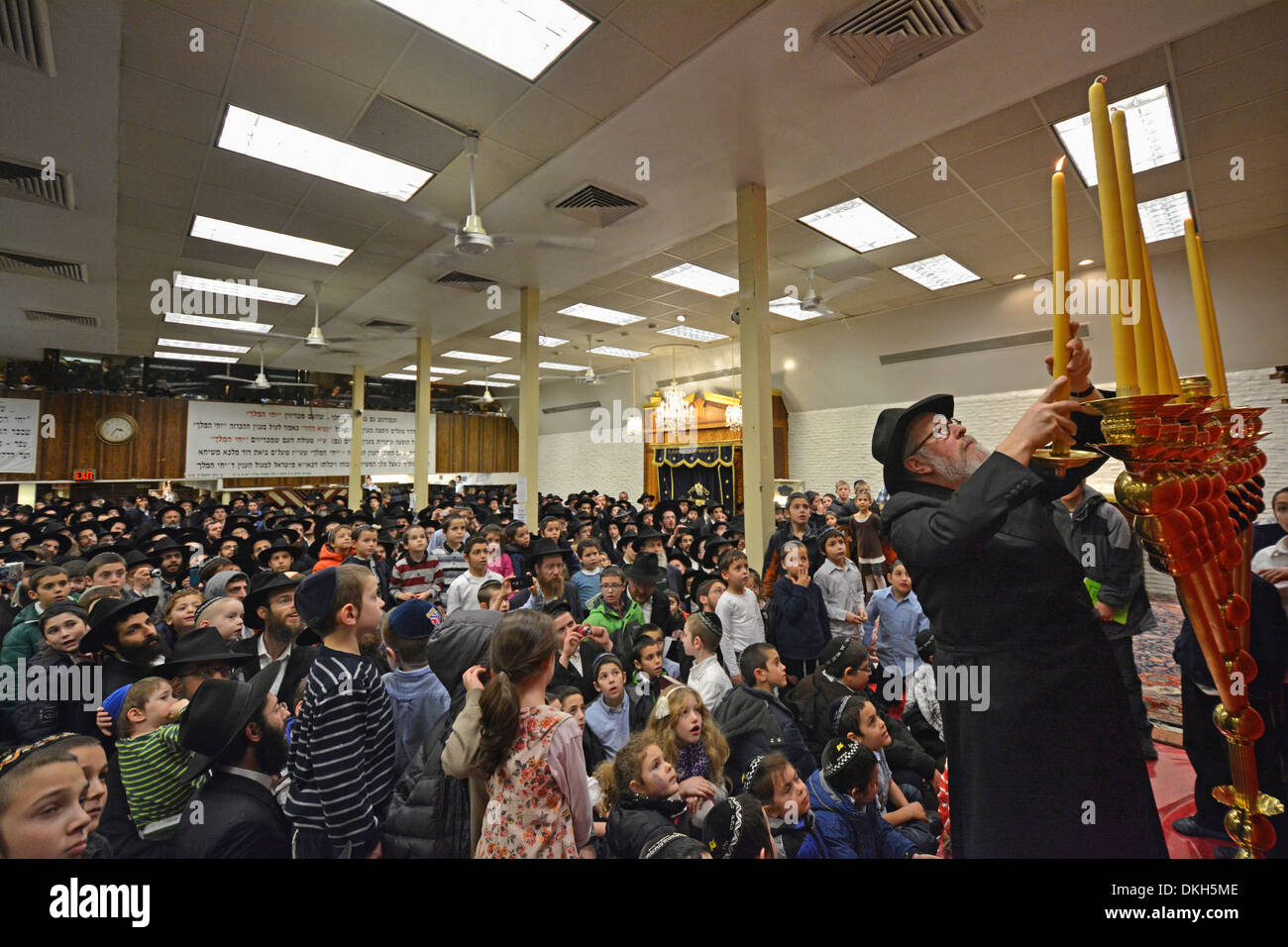 Synagogue ceremony united states hi-res stock photography and images ...