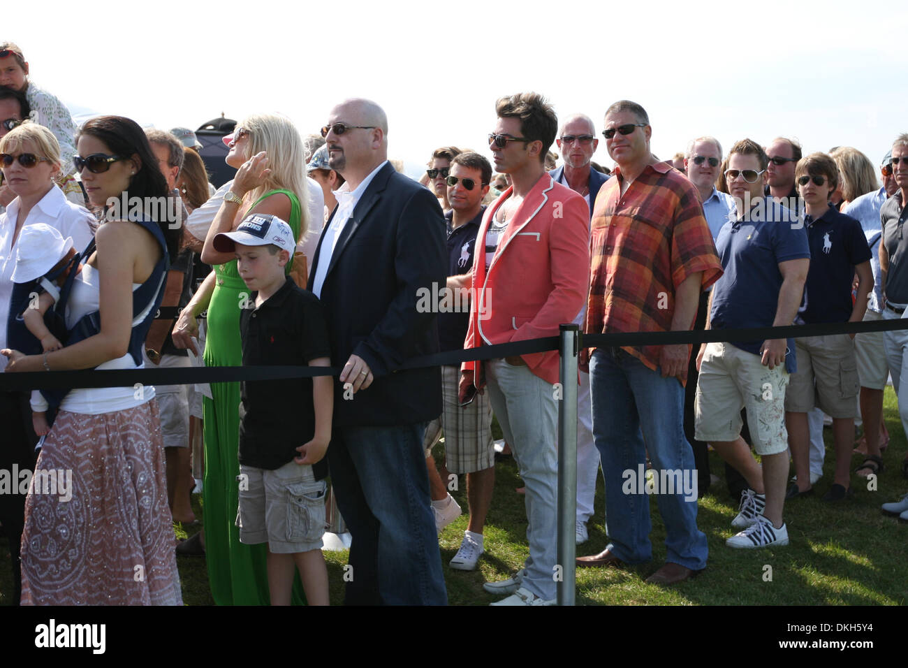 Team Cinque Terre defeated Team Certified 14-10 in The opening day ...