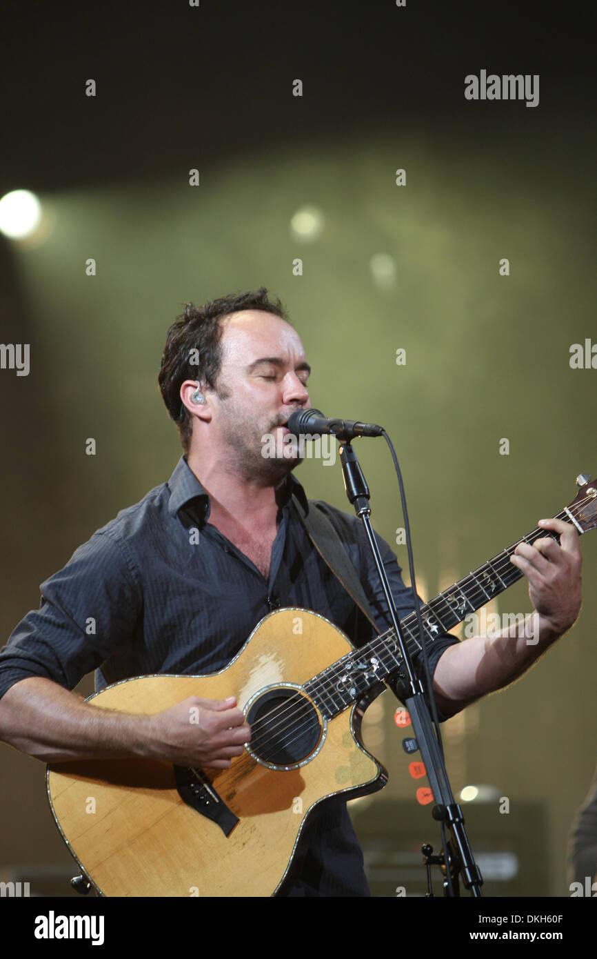 Jones beach theater hi-res stock photography and images - Alamy