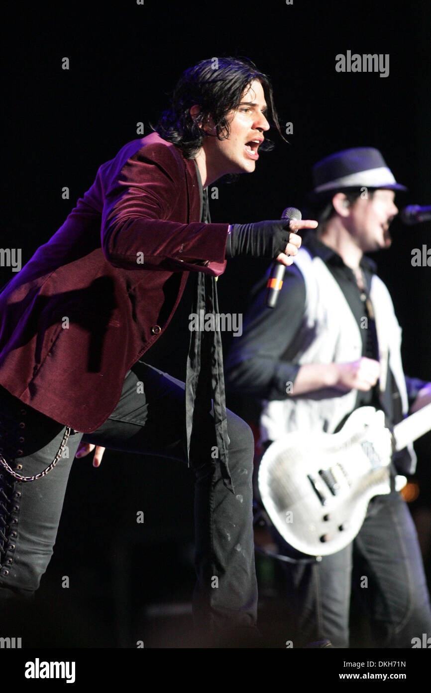 L r austin winkler hi-res stock photography and images - Alamy