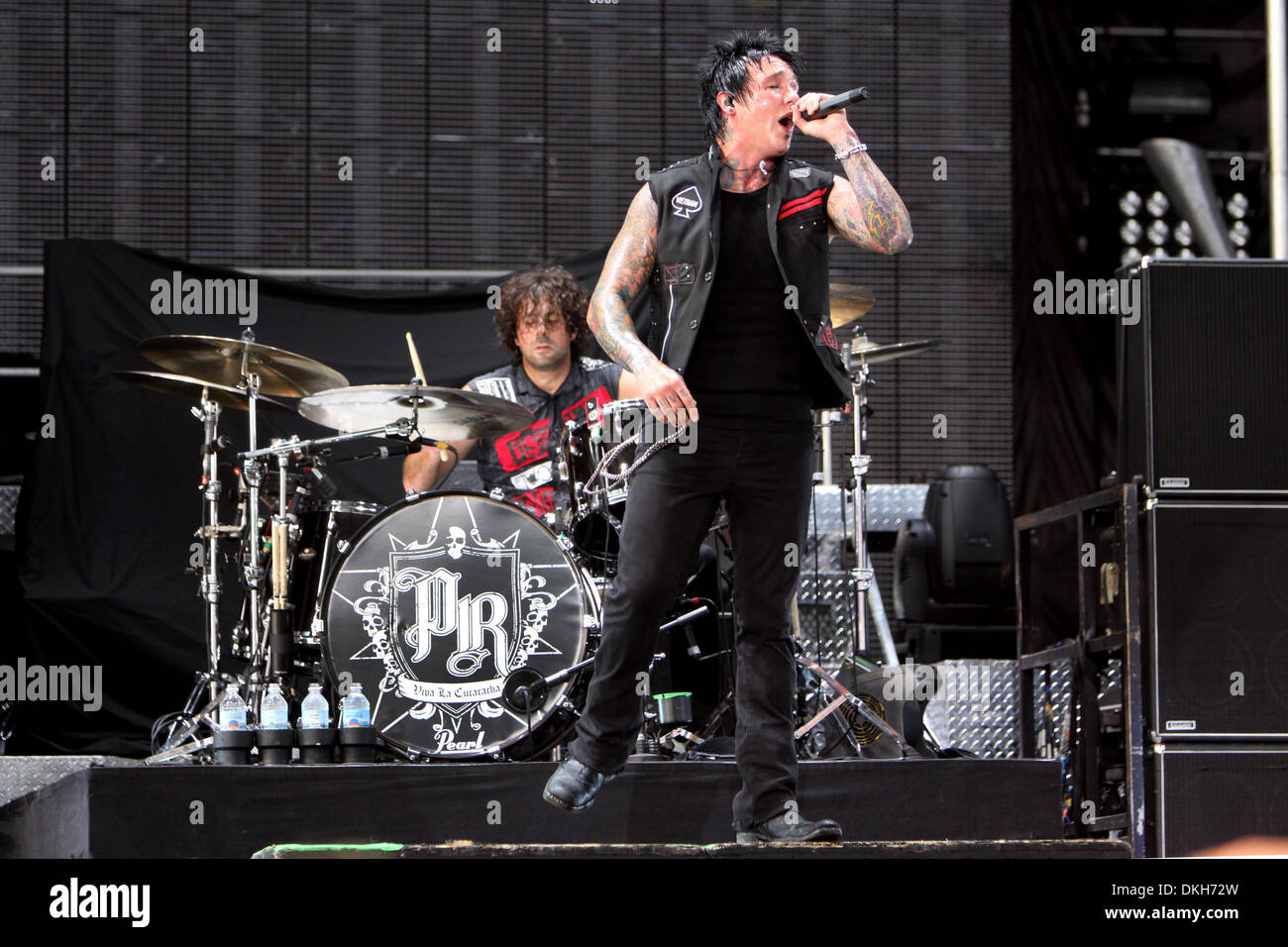 Papa Roach drummer Tony Palermo and lead singer Jacoby Shaddix, perform ...