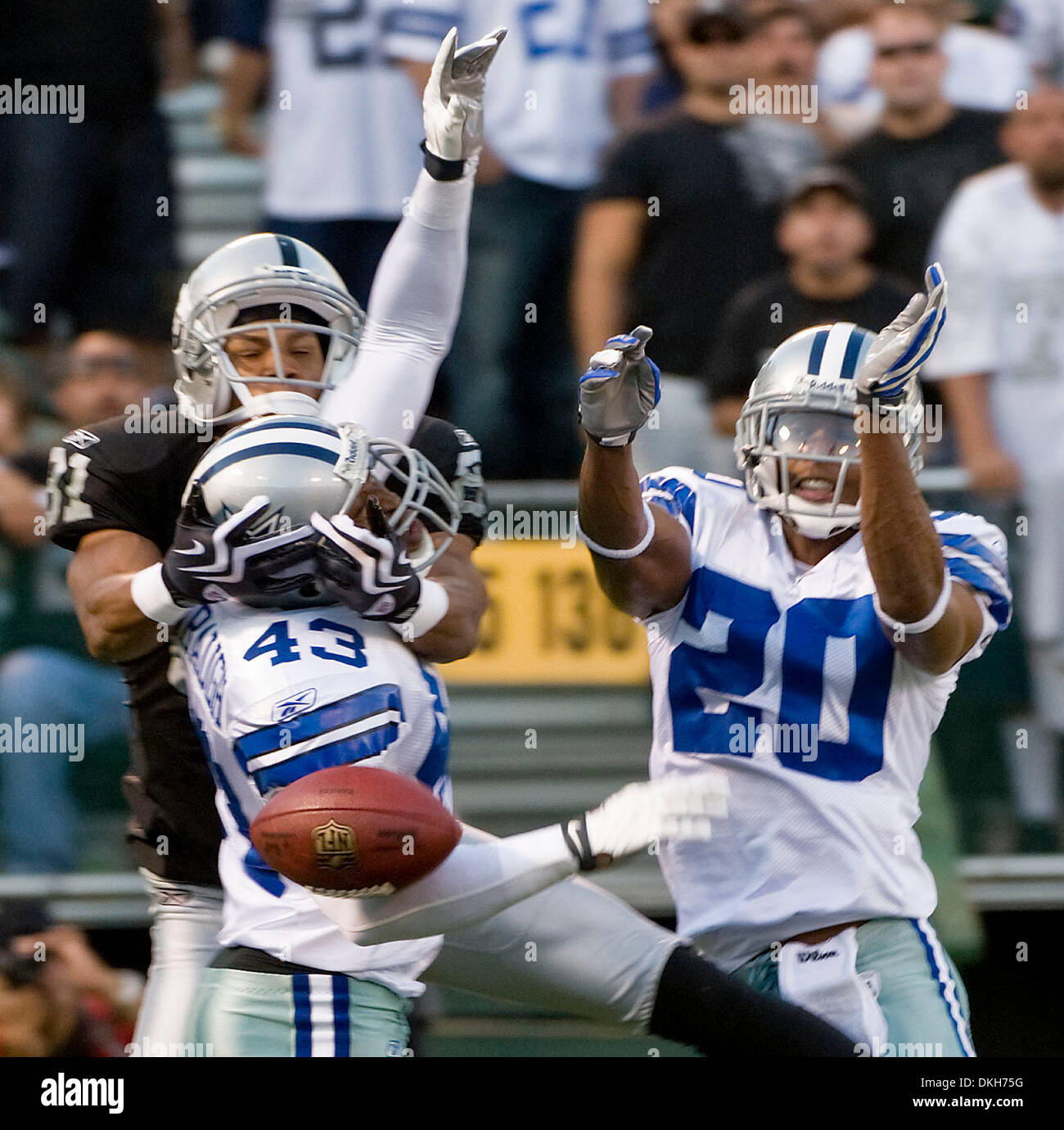 Aug 13, 2009 - Oakland, California, U.S. - Oakland Raiders vs Dallas ...