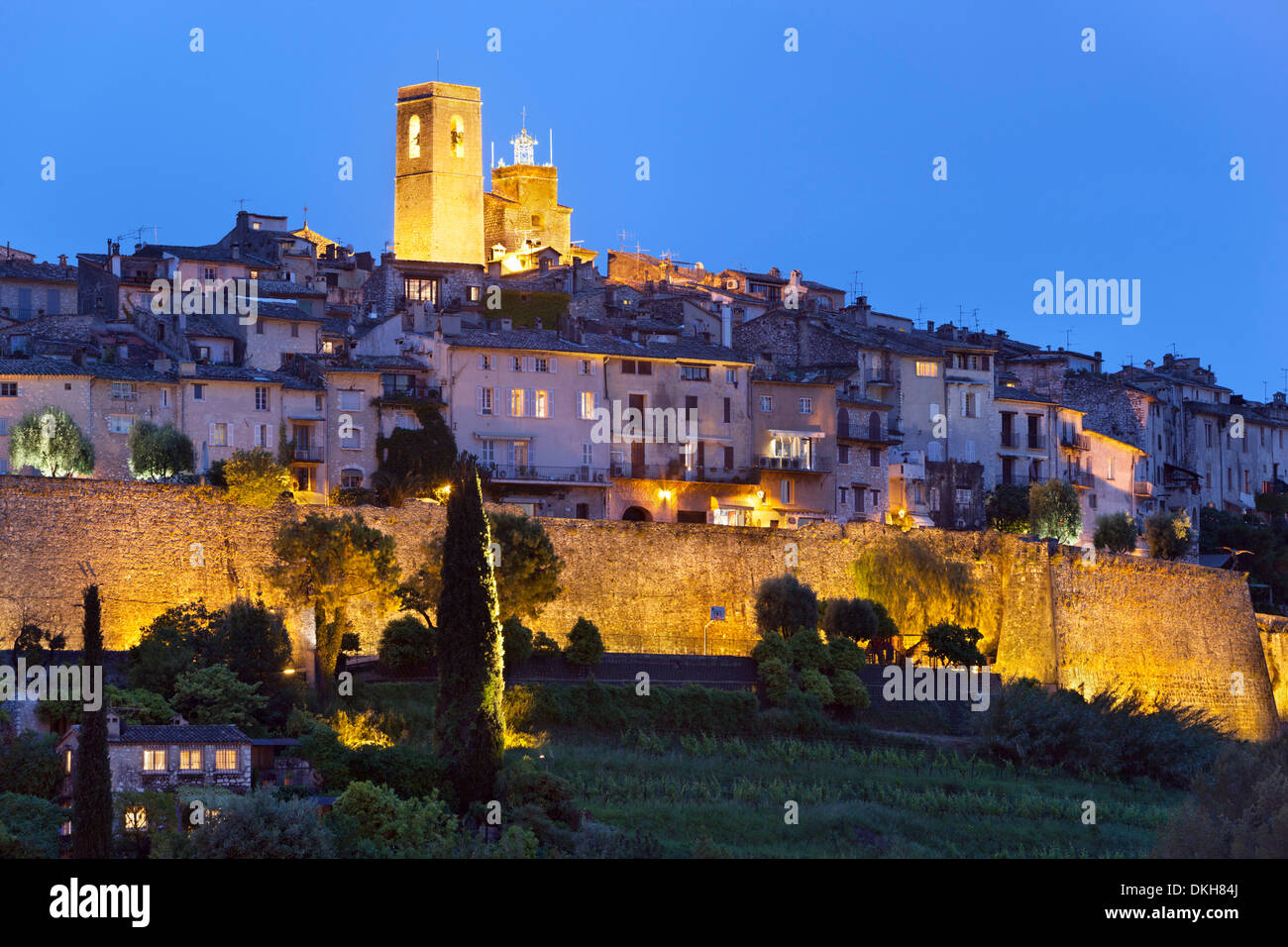 View at night, Saint-Paul-de-Vence, Provence-Alpes-Cote d'Azur ...