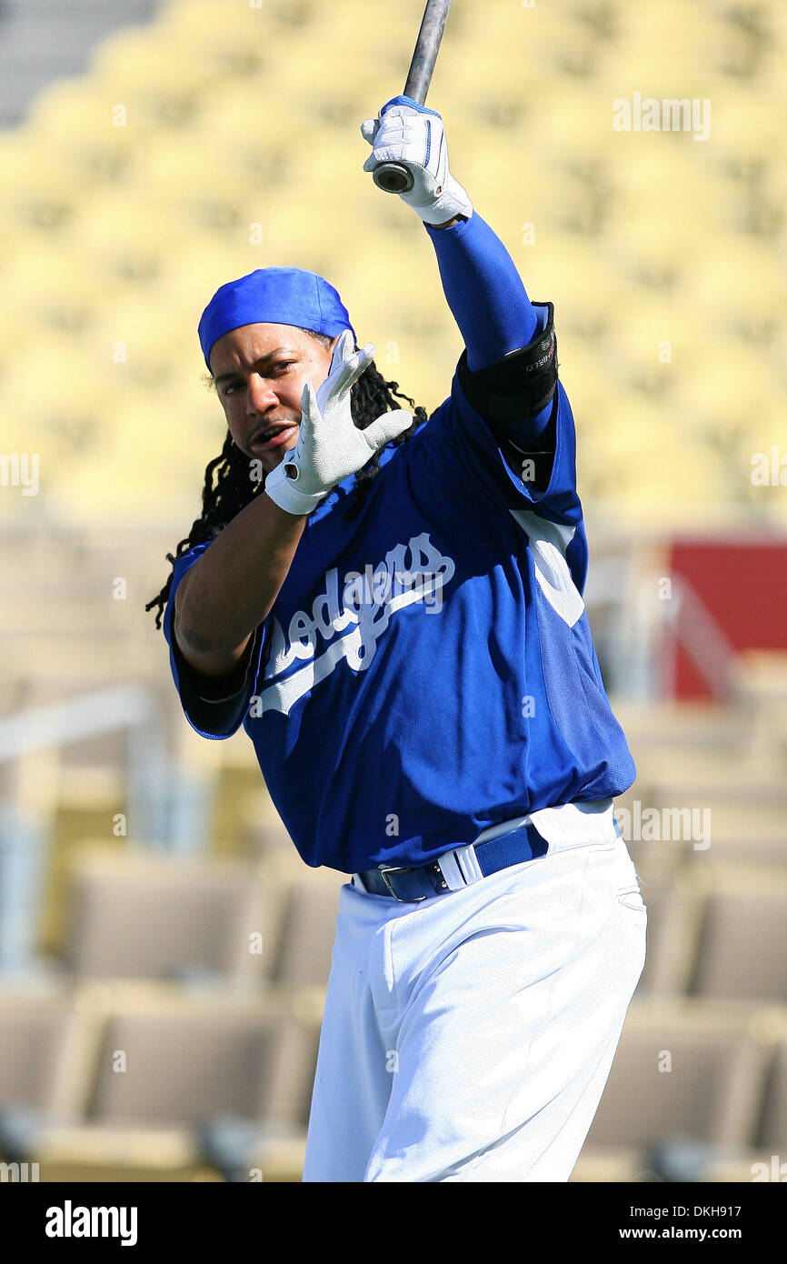 Manny Ramirez takes batting practice for the first time at Dodger ...