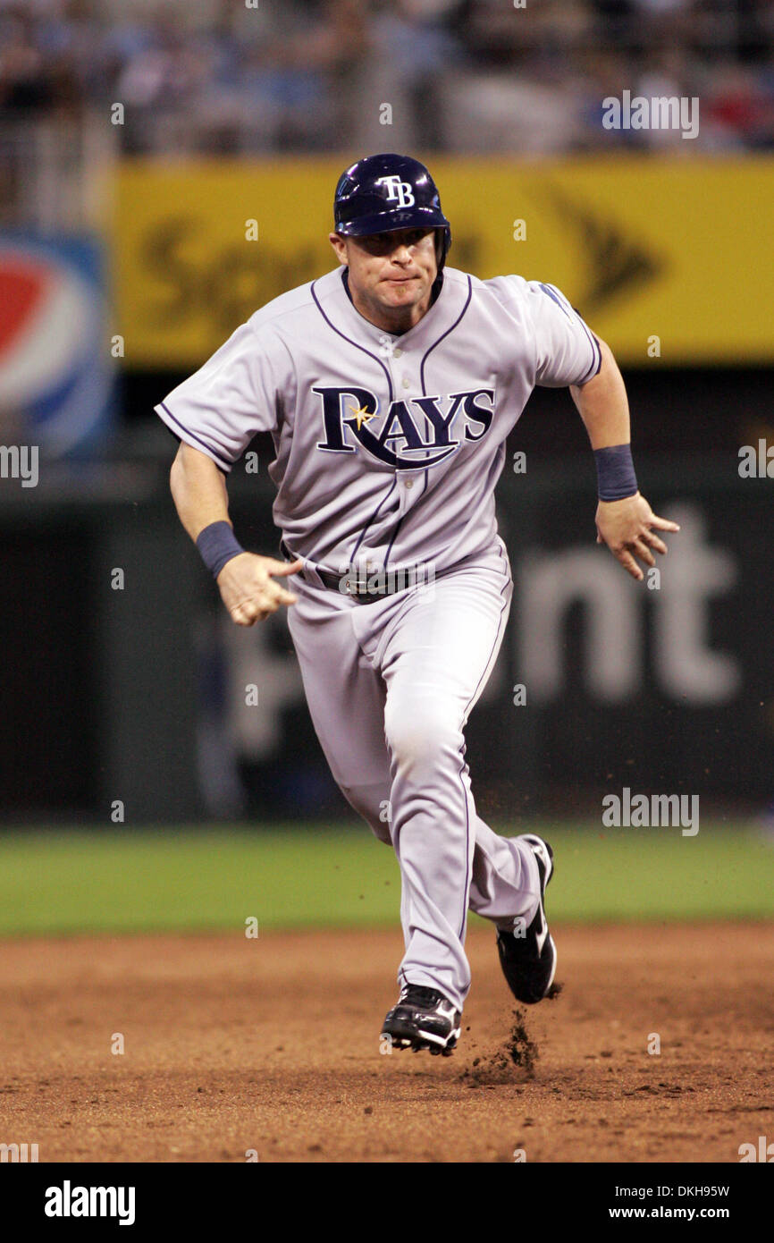 Tampa Bay Rays' Joe Dillon (11) pinch runs for Pat Burrell (5) during ...