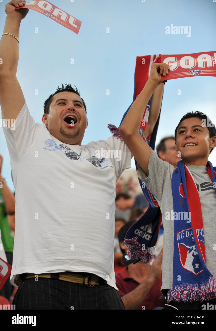 Fc dallas fans hi-res stock photography and images - Alamy
