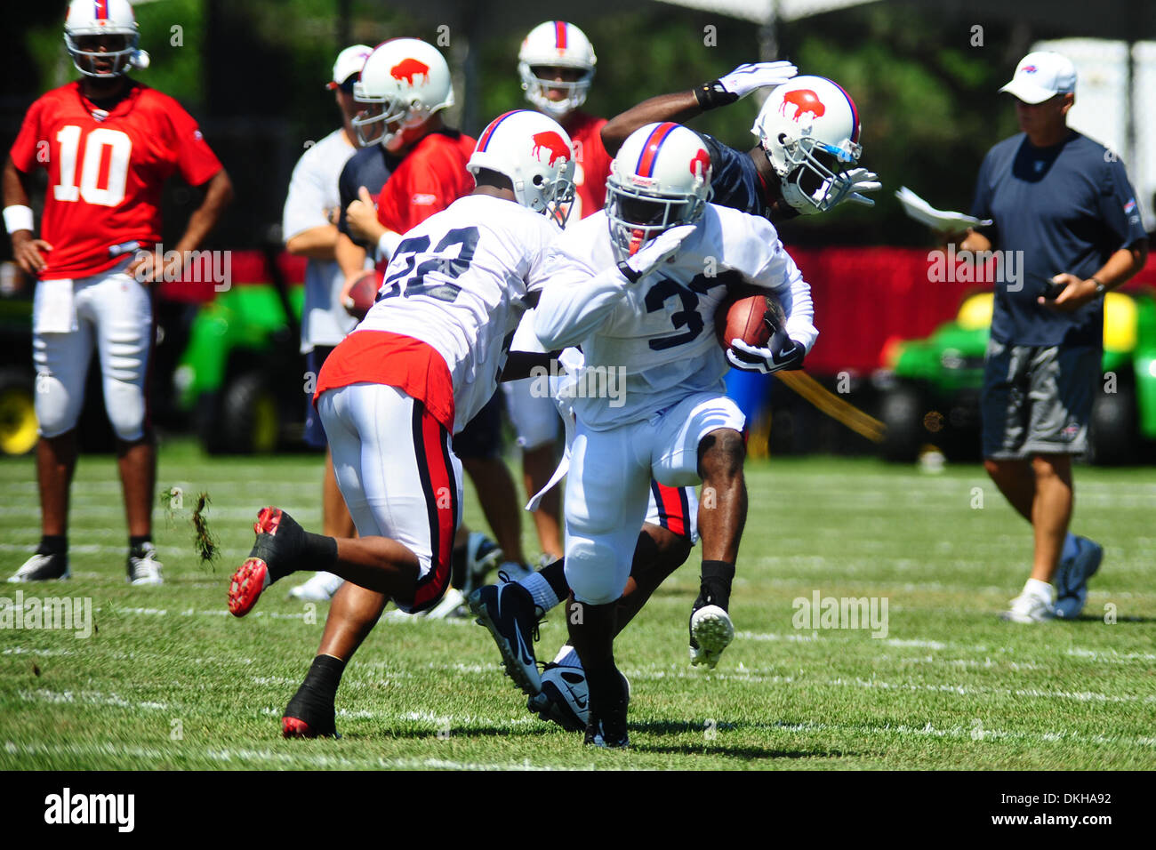 Buffalo Bills runningback Dominic Rhodes races upfield after getting ...