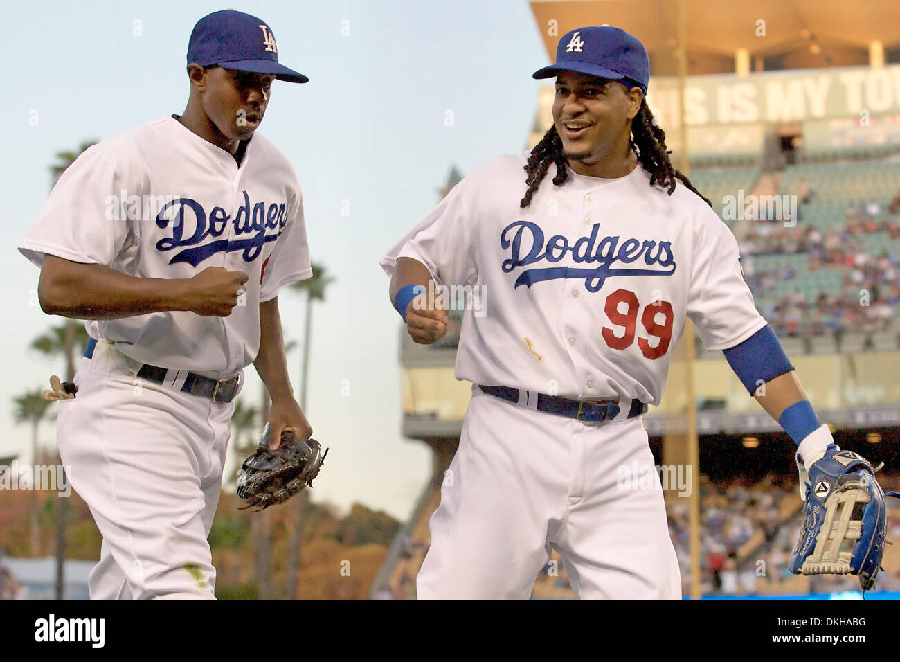 Game between the Atlanta Braves and the Los Angeles Dodgers, at Dodger ...