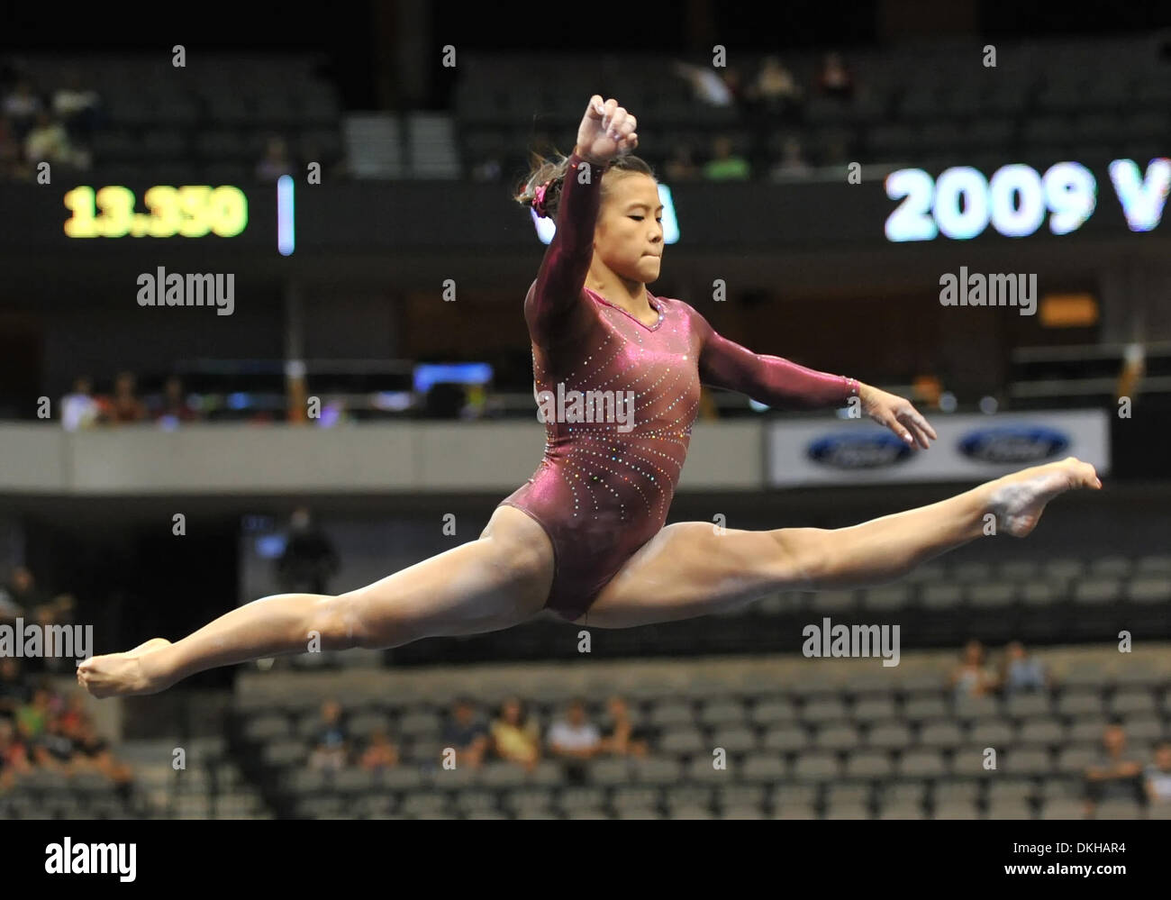 2009 VISA gymnastics championship, Day 2 of the Men's competition at ...