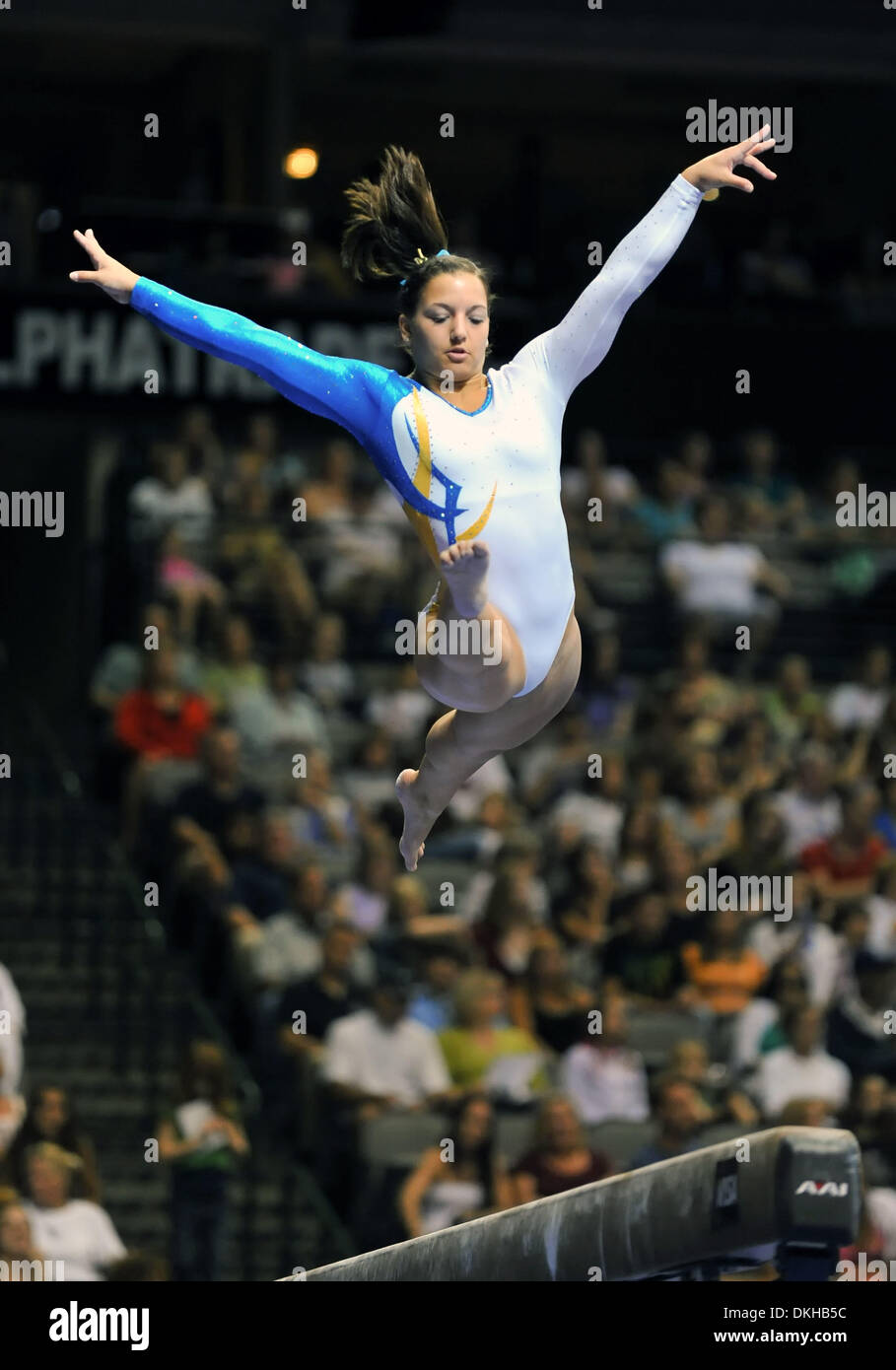 2009 VISA gymnastics championship, Day 2 of the Women's competition at ...