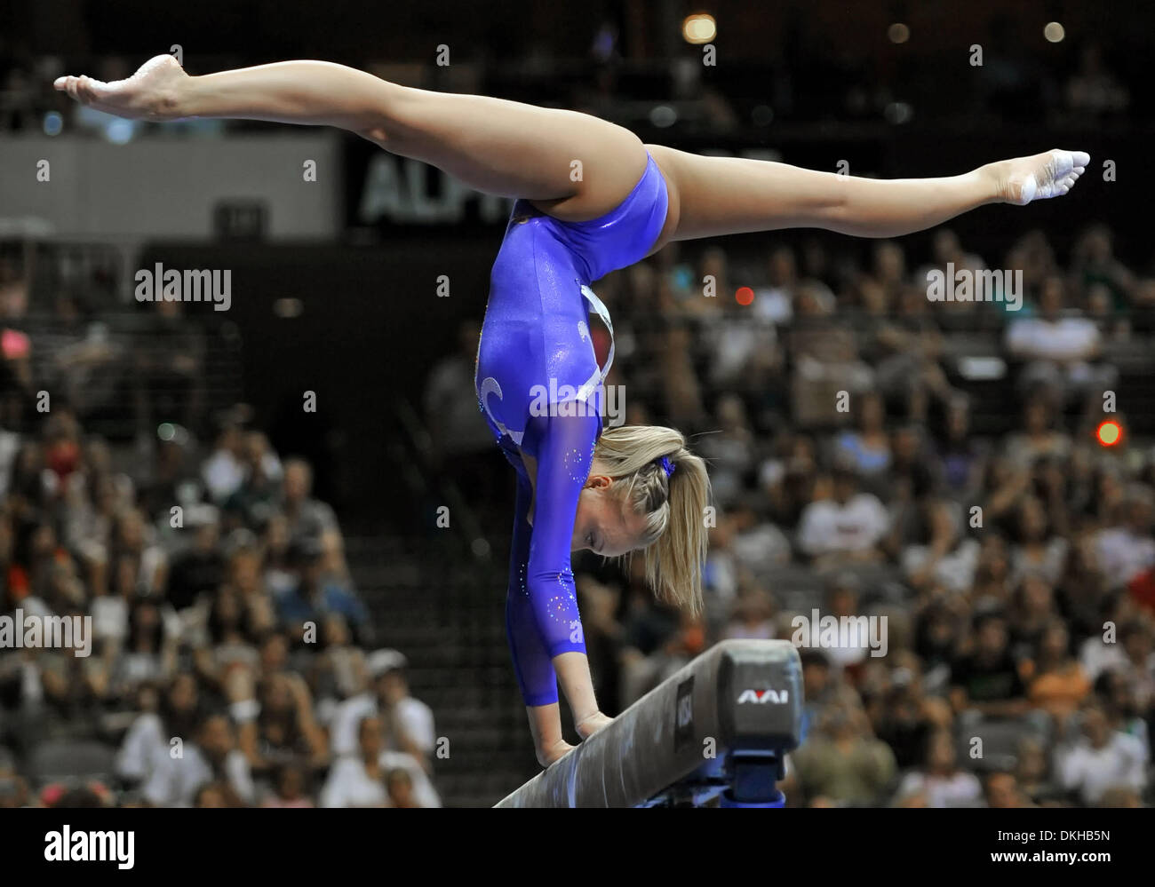 Nastia liukin 2009 visa hi-res stock photography and images - Alamy Nastia liukin 2009 visa hi-res stock photography and images - Alamy