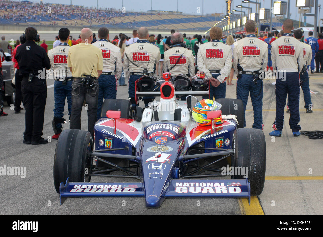 01 August 2009: The Panther Racing Team during the Nationa Anthem at ...