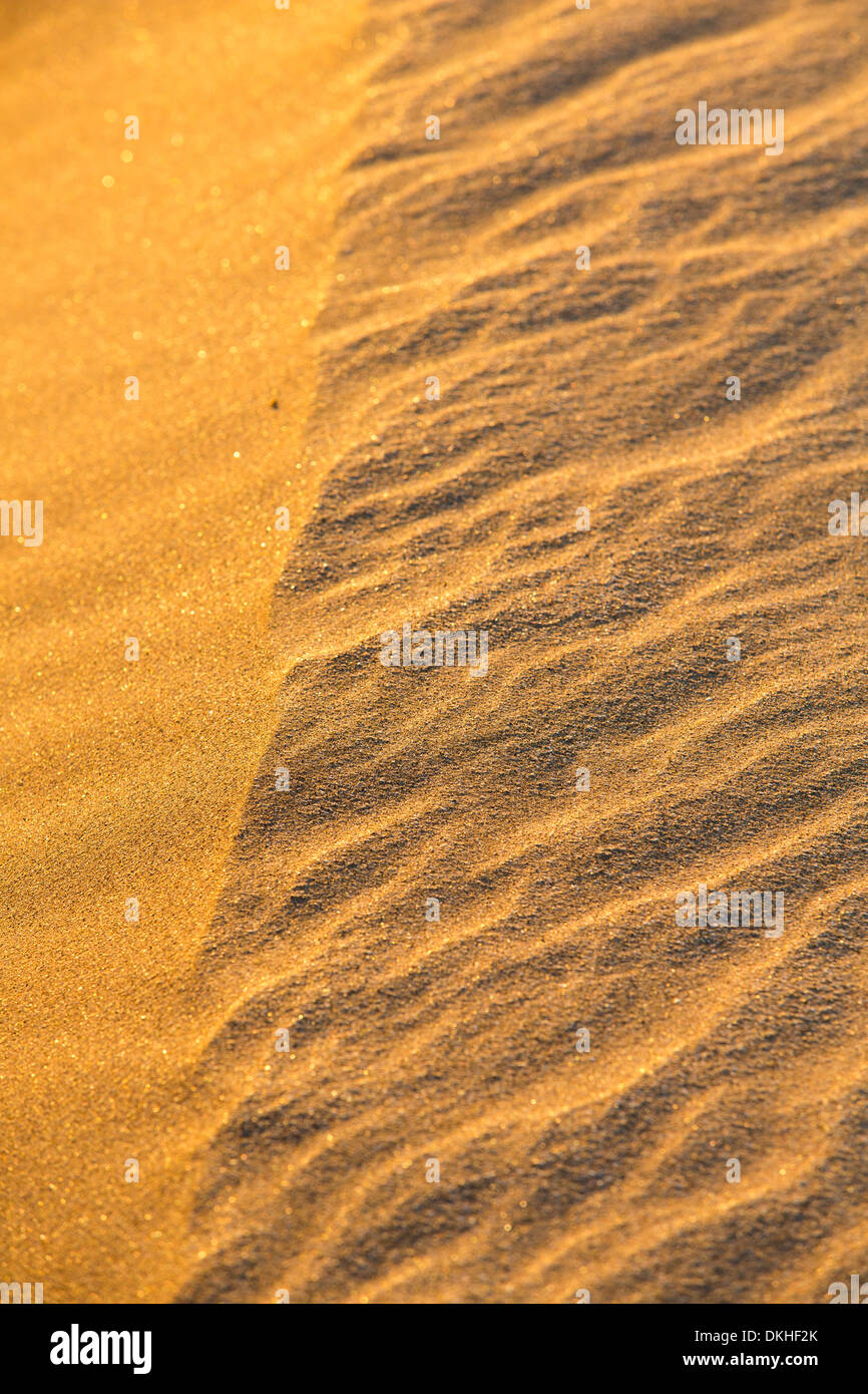 Hawaii Maui Kihei beach sand pattern windswept Stock Photo - Alamy