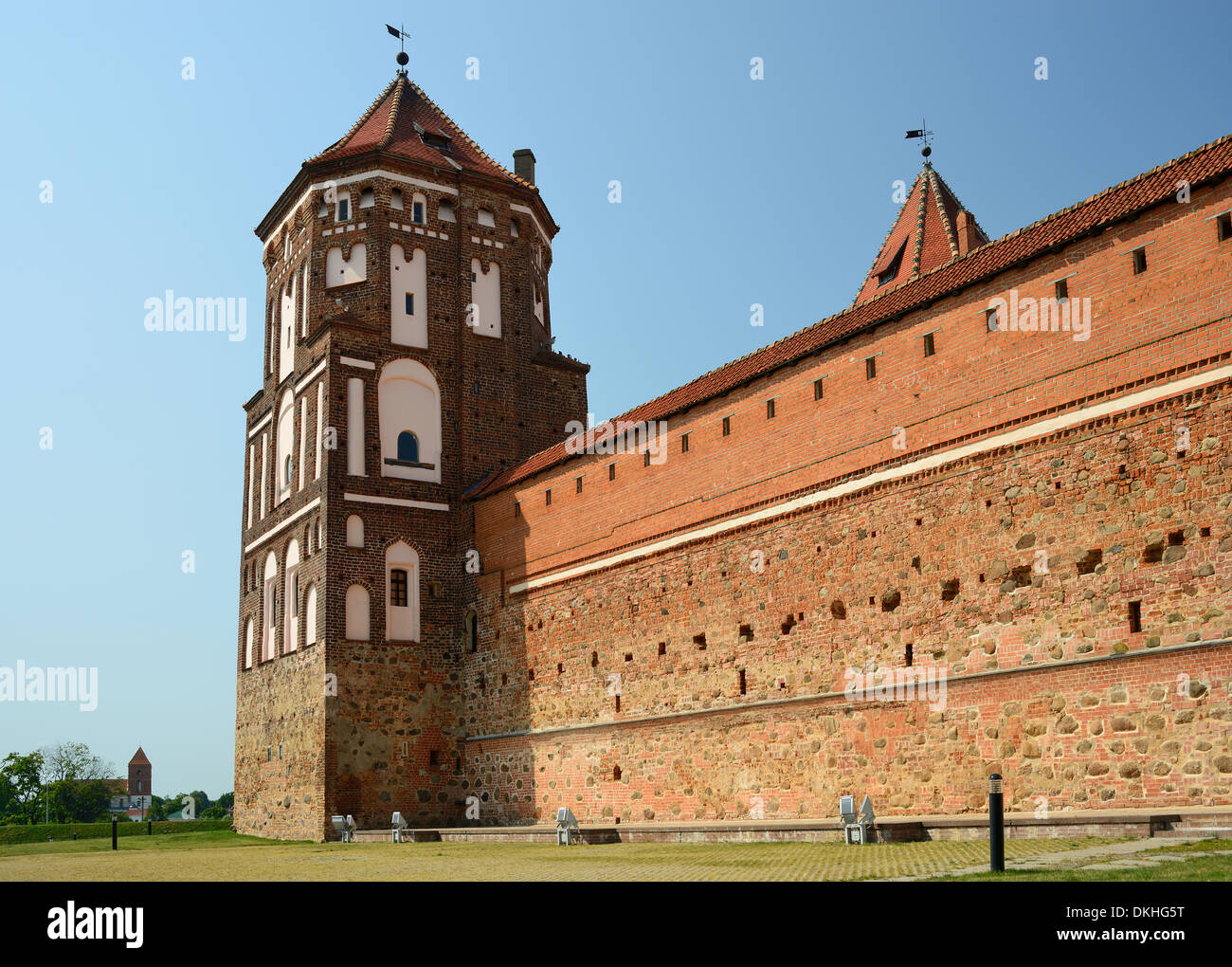 Wall and tower of castle Mir Stock Photo - Alamy