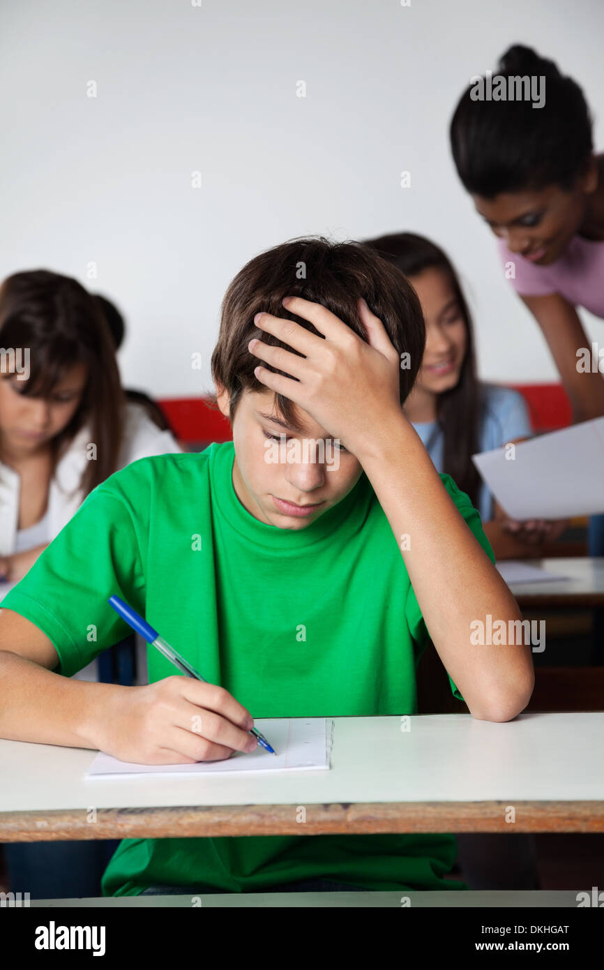 African teen boy sad hi-res stock photography and images - Alamy
