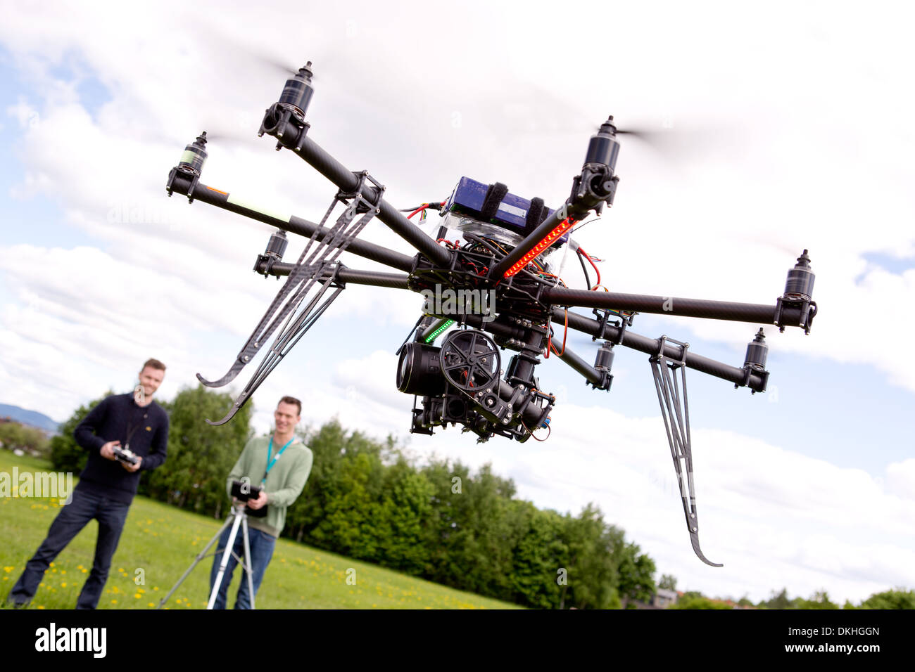 Remote control pilot hi-res stock photography and images - Alamy