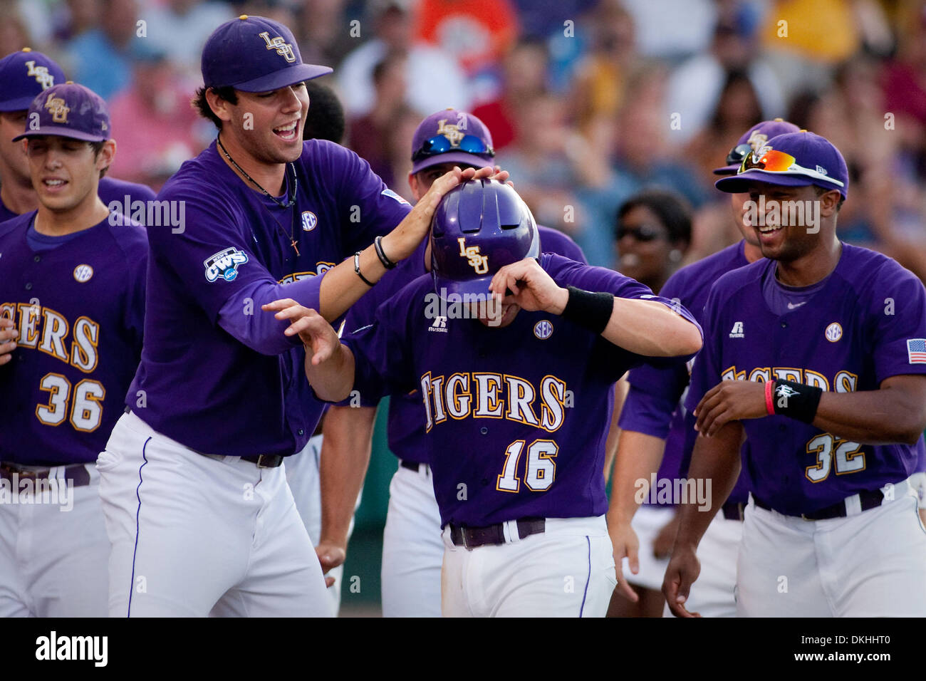 College world series celebration hi-res stock photography and images ...