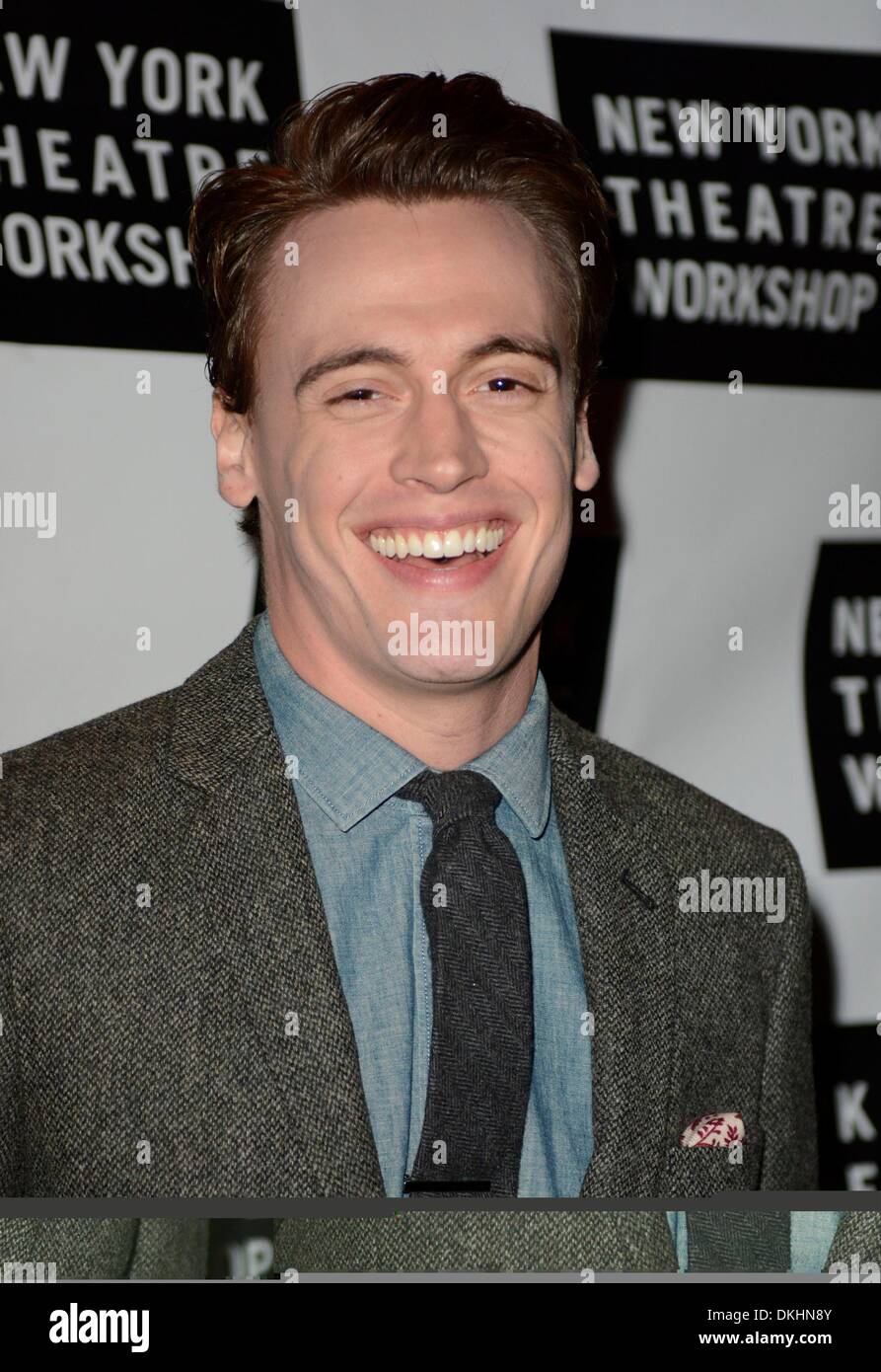 New York, NY, USA. 5th Dec, 2013. Erich Bergen at arrivals for WHAT'S ...