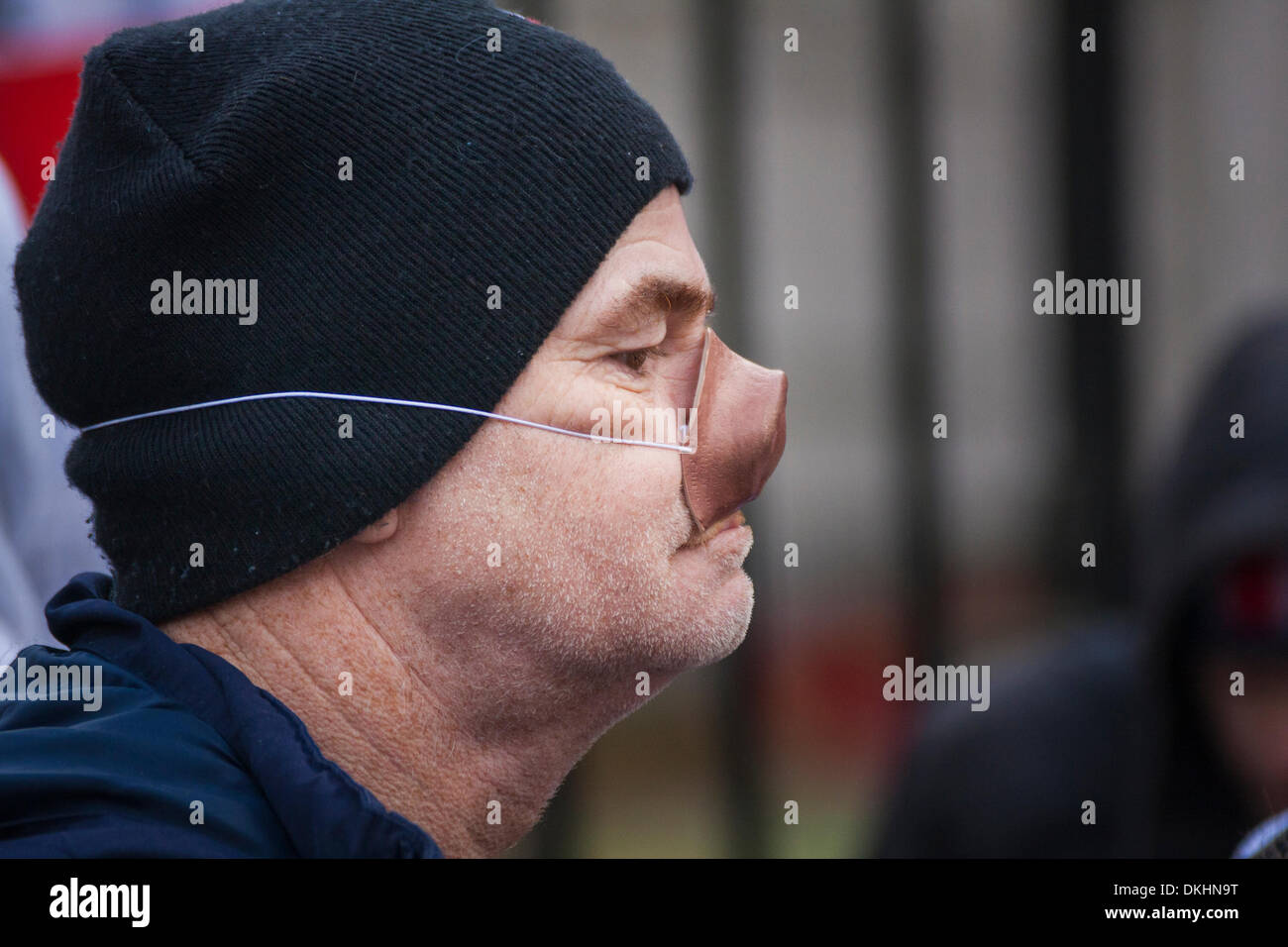 Edl mask hi-res stock photography and images - Alamy