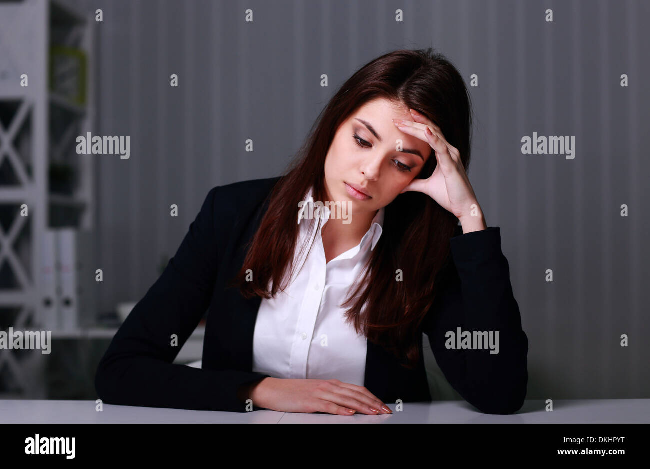 Office secretary sad hi-res stock photography and images - Alamy