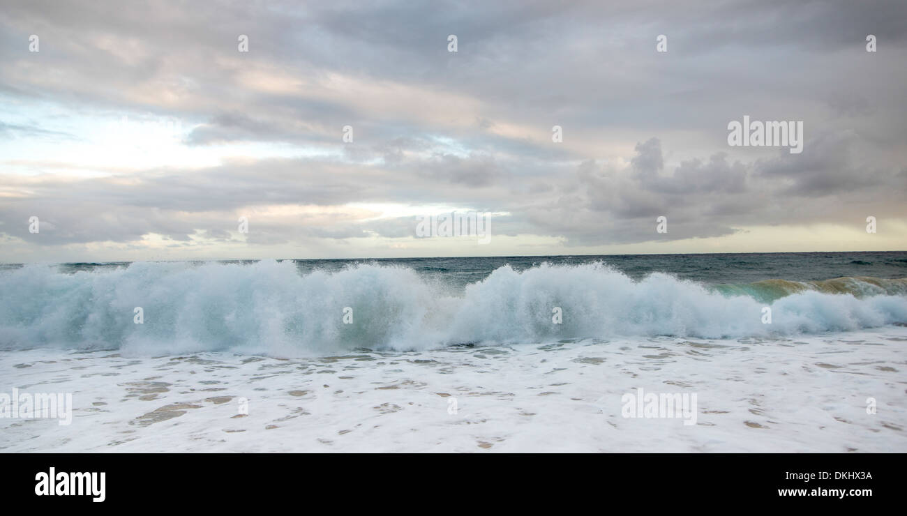 Ocean wave on the beach, Sandy Beach, Hawaii Kai, Honolulu, Oahu ...