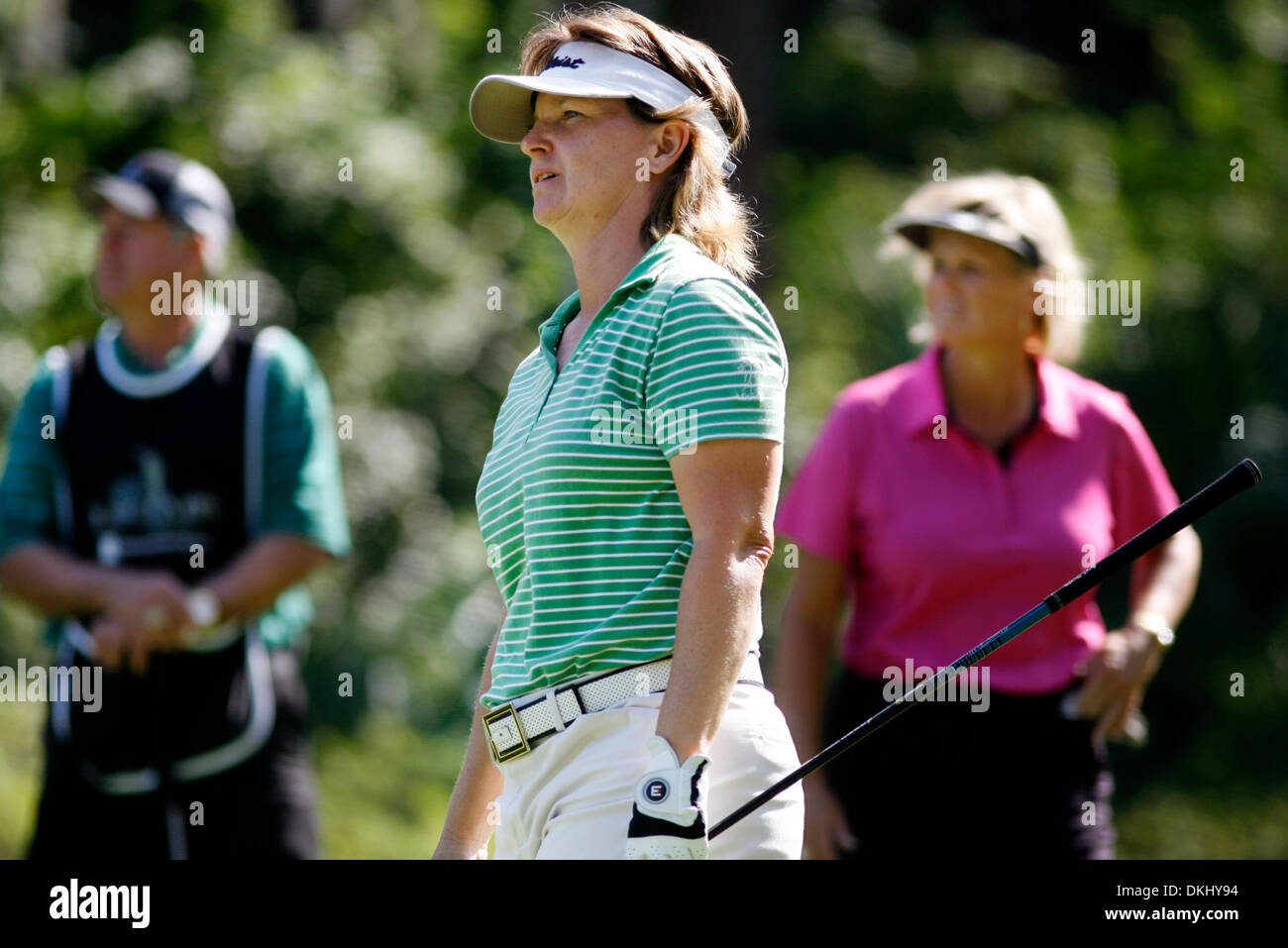 DOUGLAS R. CLIFFORD | Times.NP 314924 CLIF GOLF 3 SATURDAY (11/21/2009 ...