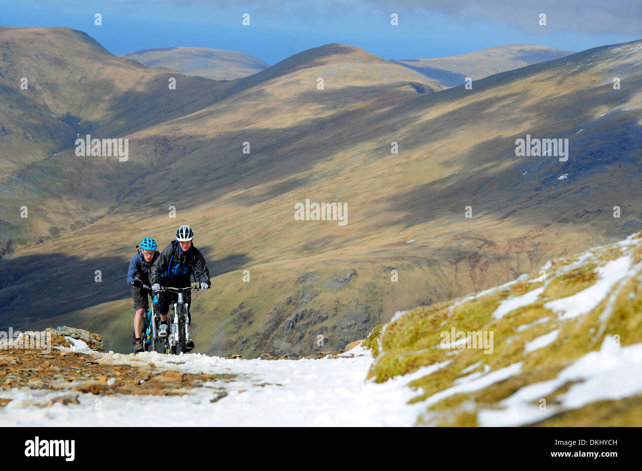 Wales snowdon mountain bike hi-res stock photography and images - Alamy