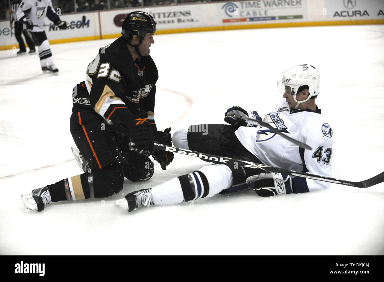 Nov 19, 2009 - Anaheim, California, USA - NHL Hockey - KYLE CALDER ...