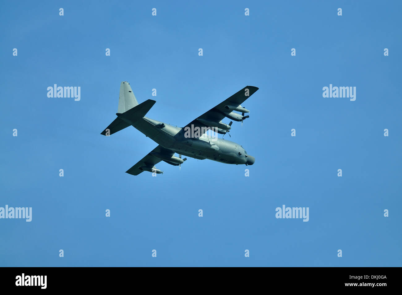 Combat flight operations hi-res stock photography and images - Alamy
