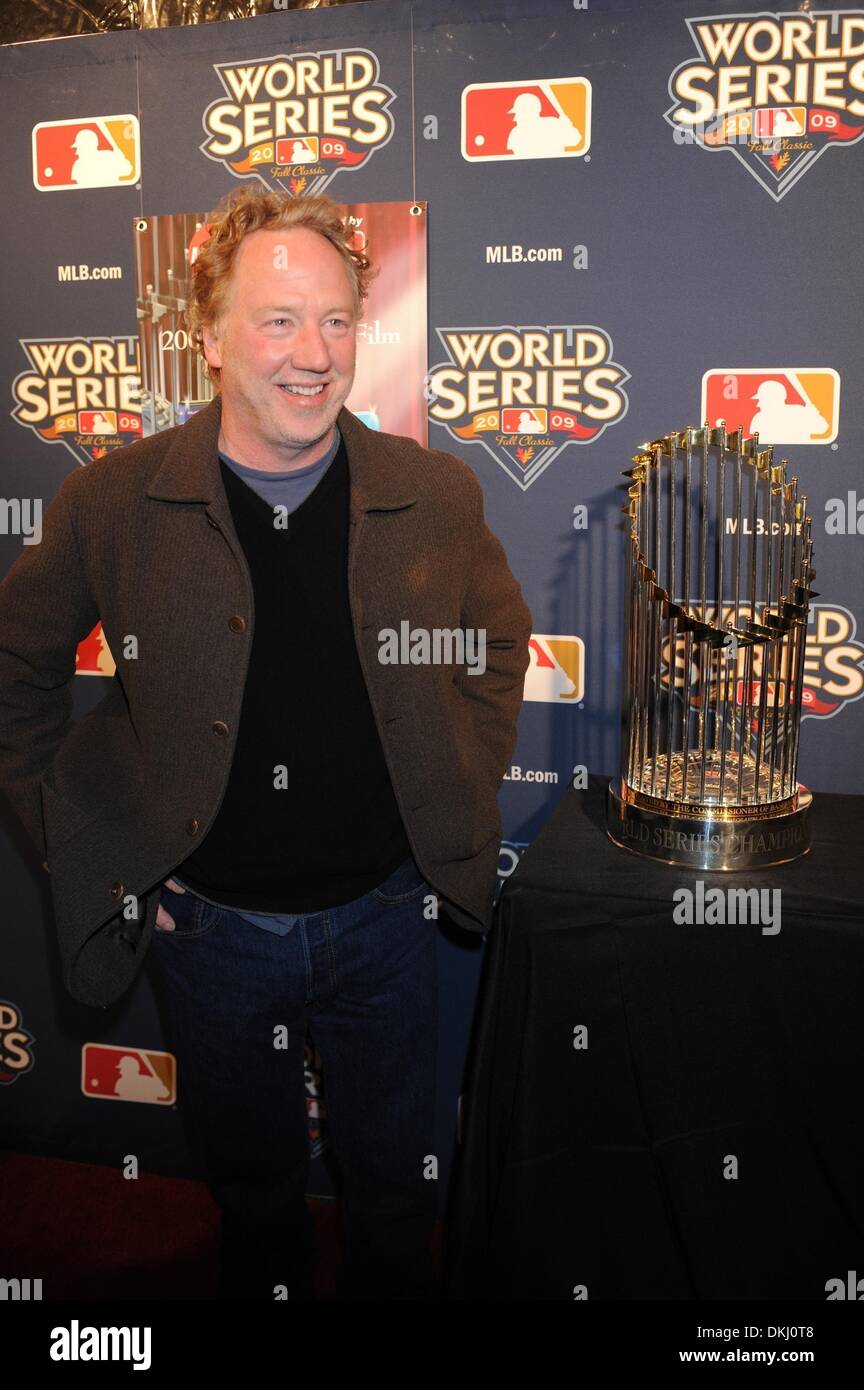 Timothy west actor hi-res stock photography and images - Alamy