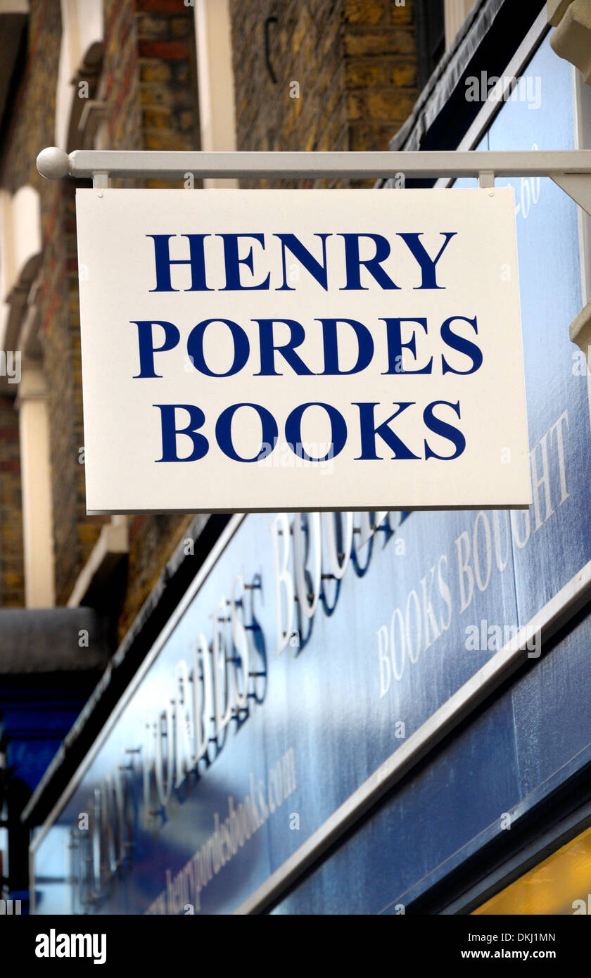 Henry road sign hi-res stock photography and images - Alamy