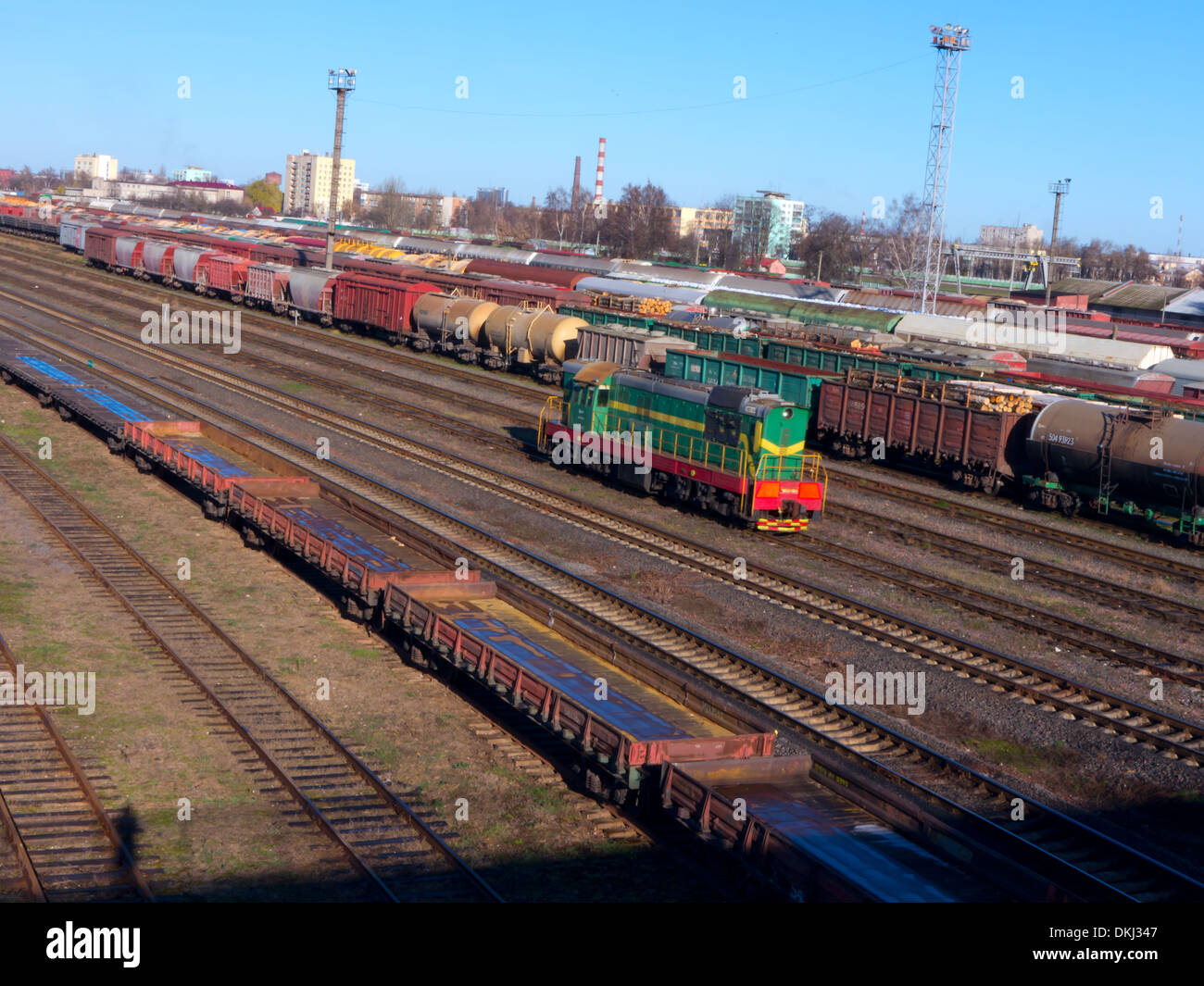 Old railroad overpass hi-res stock photography and images - Alamy