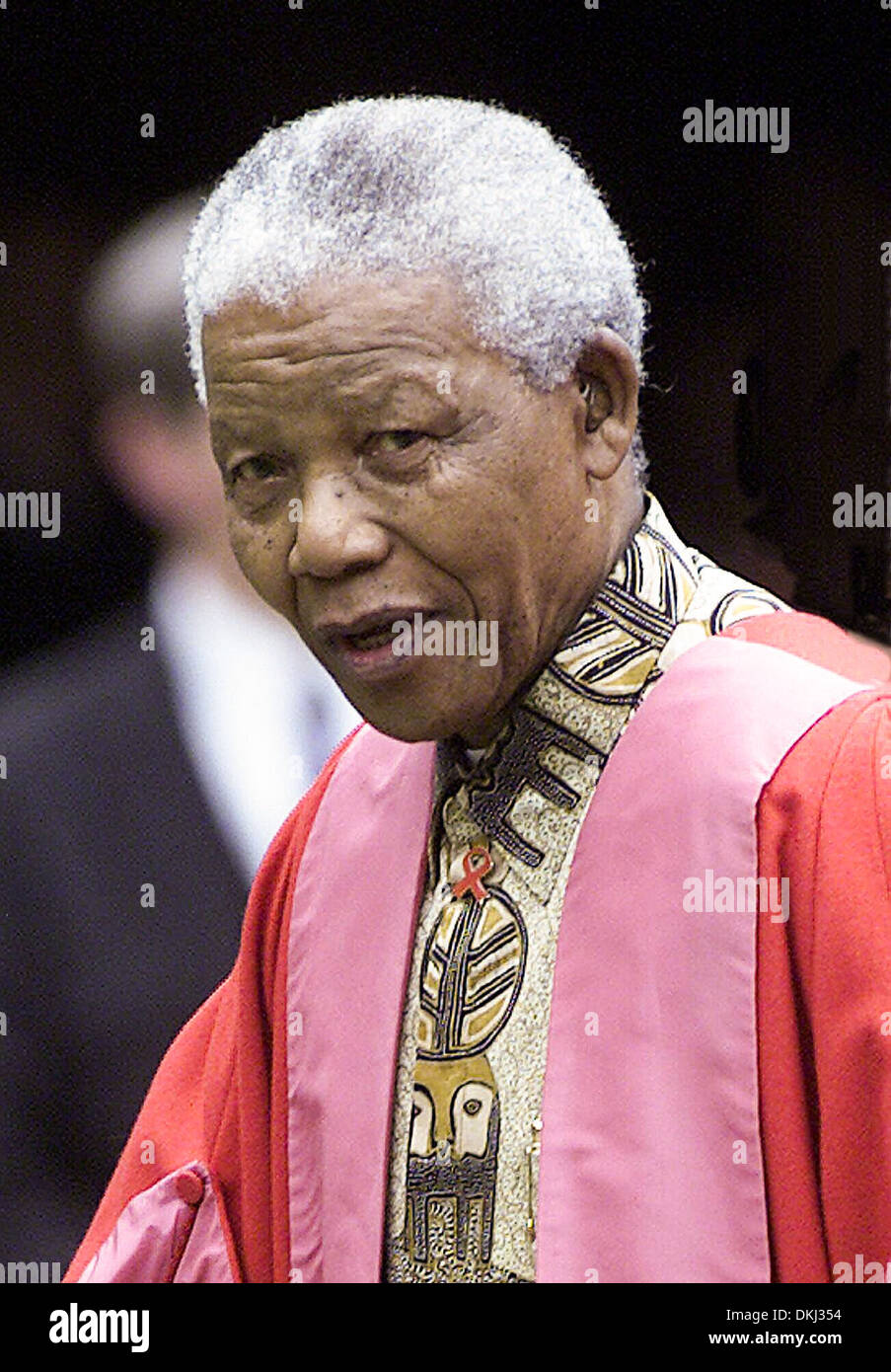 NELSON MANDELA 'DANCING WITH THE DONS' AT CAMBRIDGE UNIVERSITY Stock ...