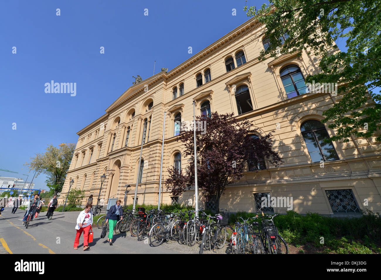 Invalidenstrasse hi-res stock photography and images - Alamy