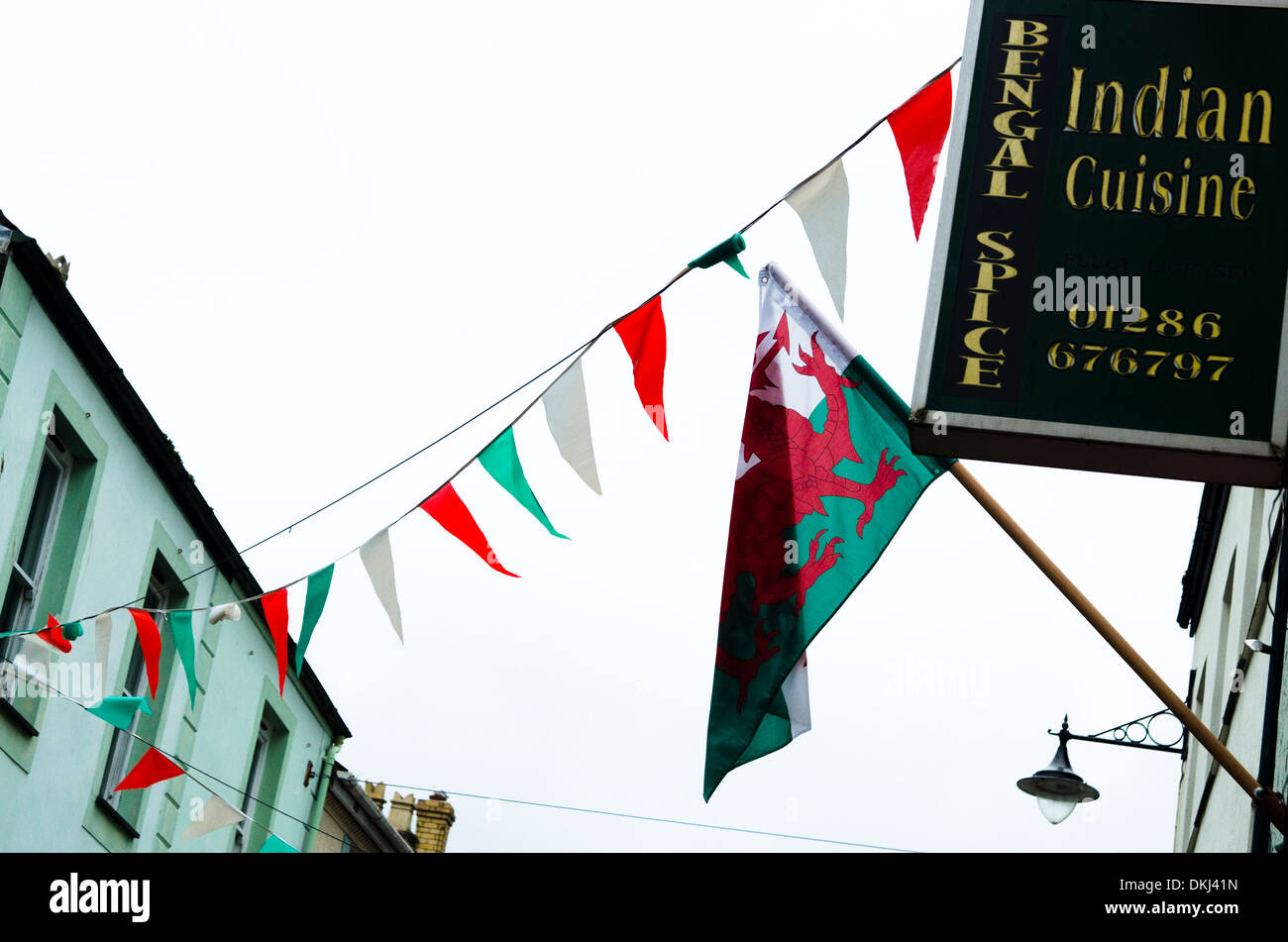 Welsh flags hi-res stock photography and images - Alamy