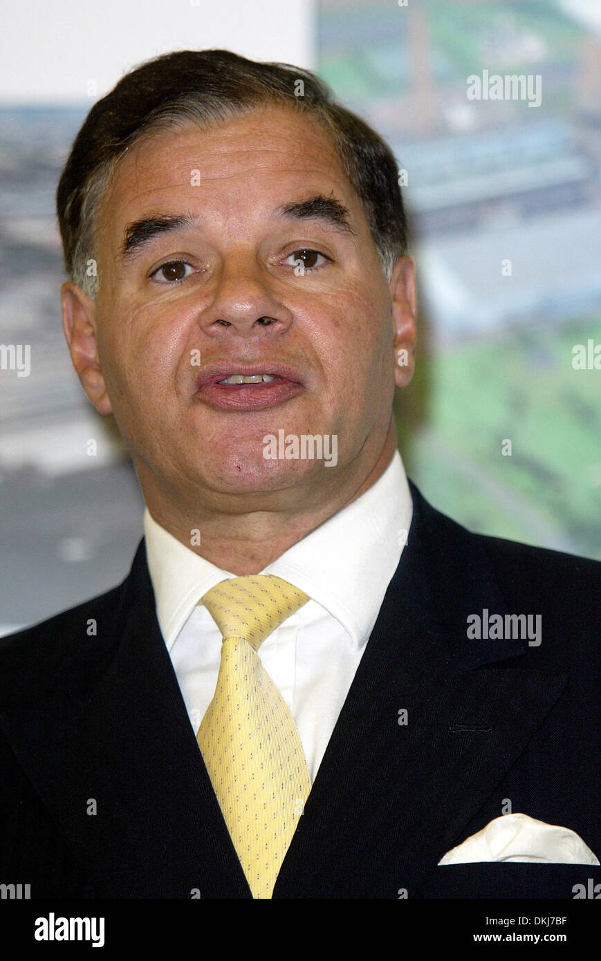 Conservative mp for mid bedfordshire hi-res stock photography and ...