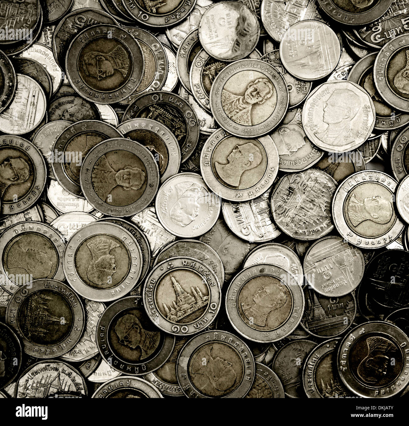 10 baht coin thailand hi-res stock photography and images - Alamy