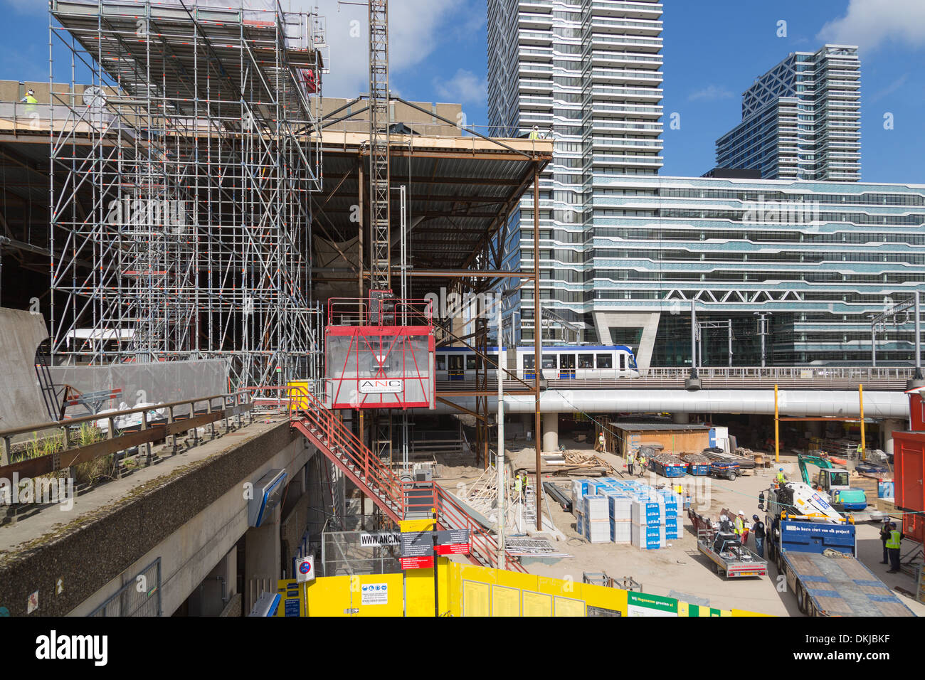 THE HAGUE - SEPTEMBER 05: Building activities at the new central ...