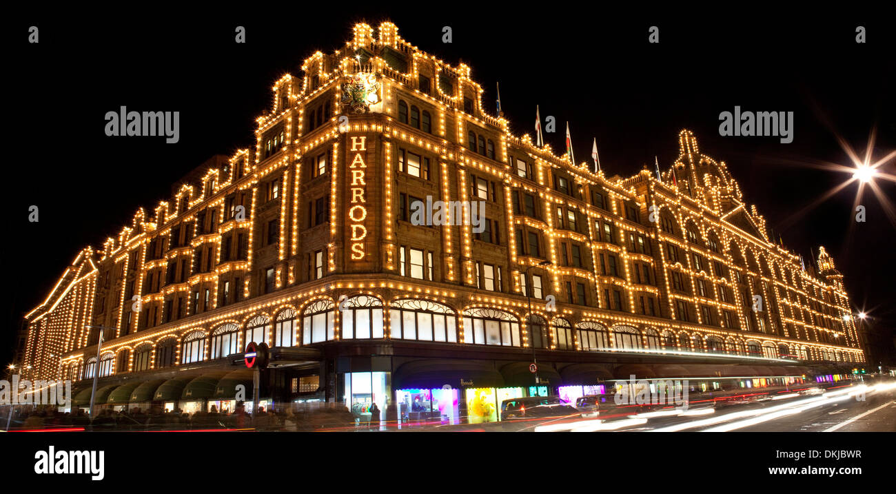 Harrods store card hi-res stock photography and images - Alamy