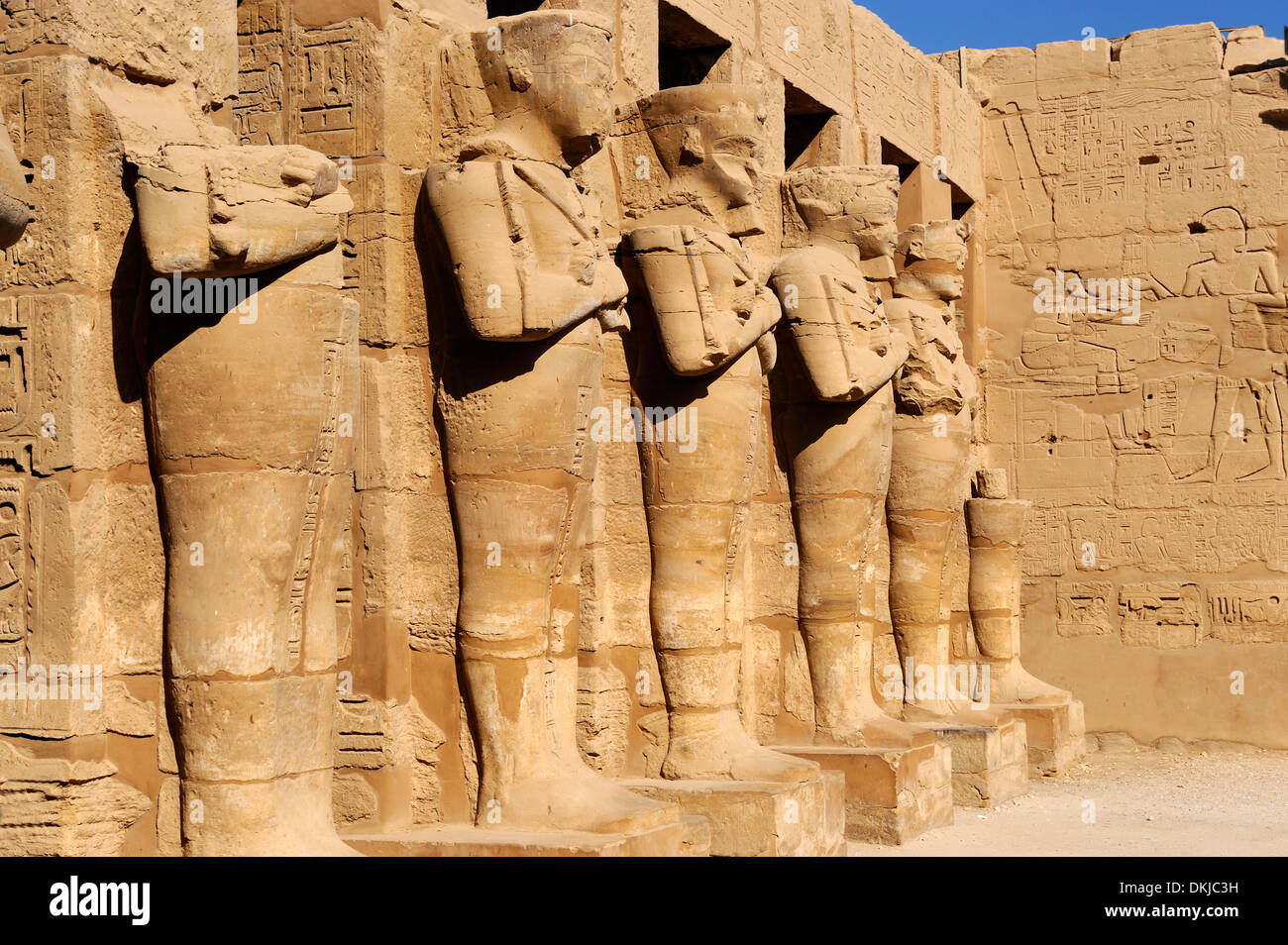Ramses iii statue hi-res stock photography and images - Alamy