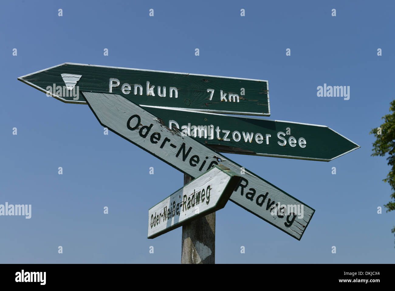Schild, Oder-Neisse-Radweg, Brandenburg, Deutschland Stock Photo - Alamy