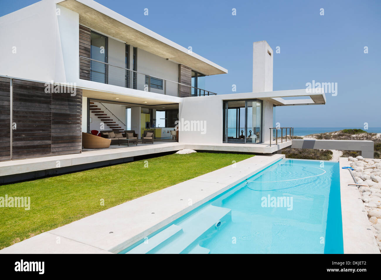 Lap pool along modern house Stock Photo - Alamy