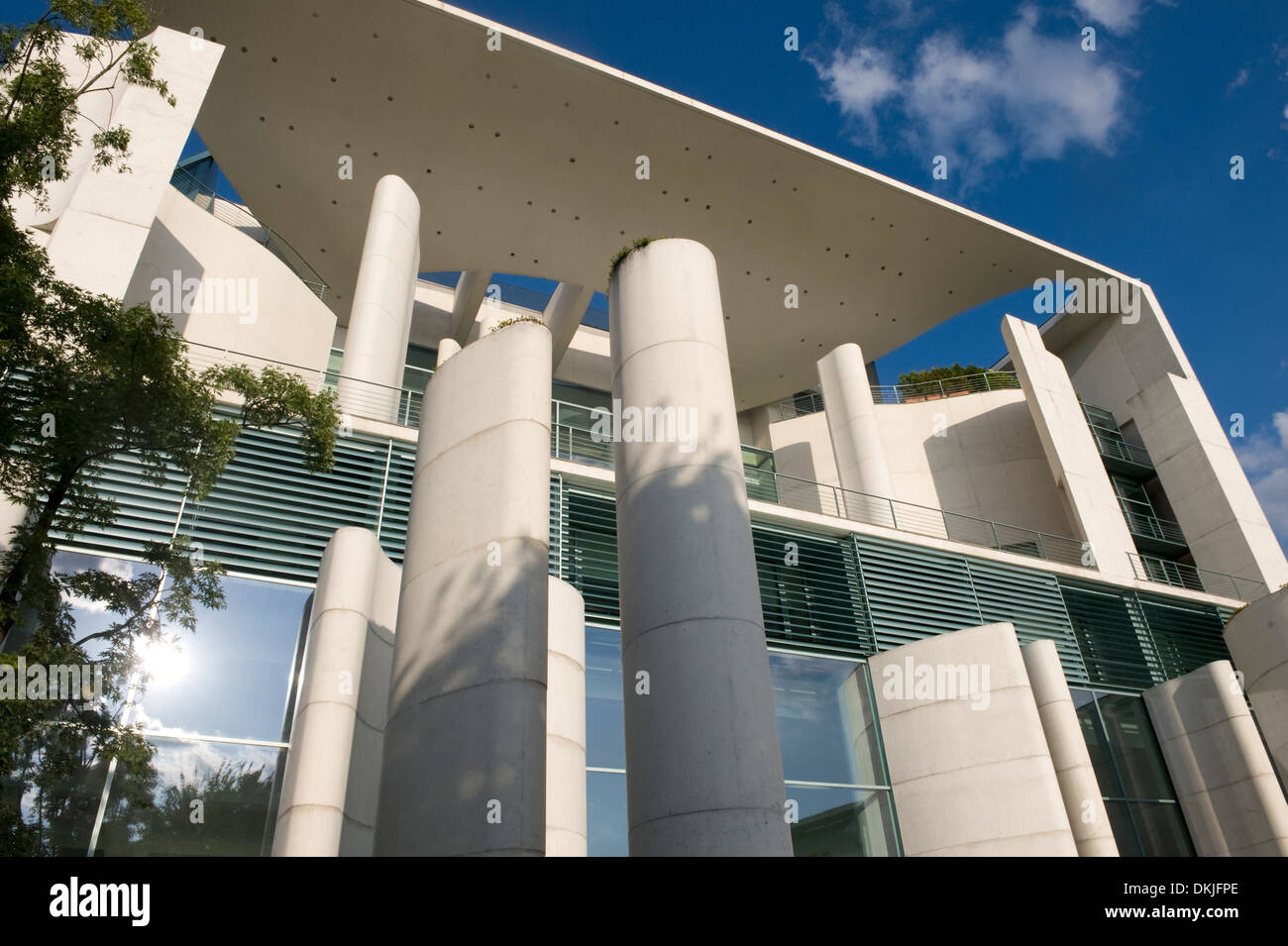 View of german chancellery hi-res stock photography and images - Alamy