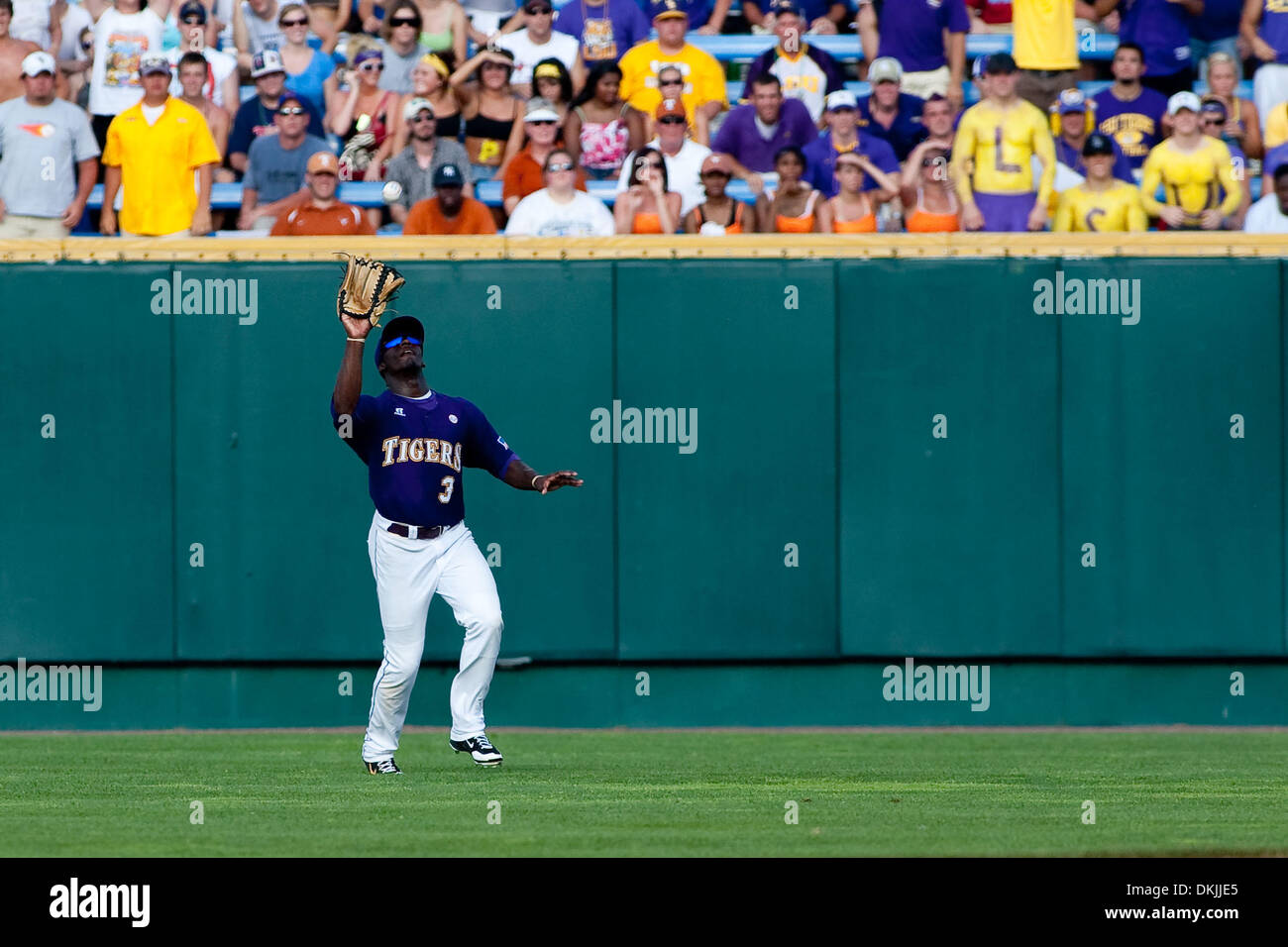 June 22, 2009 - Omaha, Nebraska, U.S - 22 June 2009: LSU's Jared ...